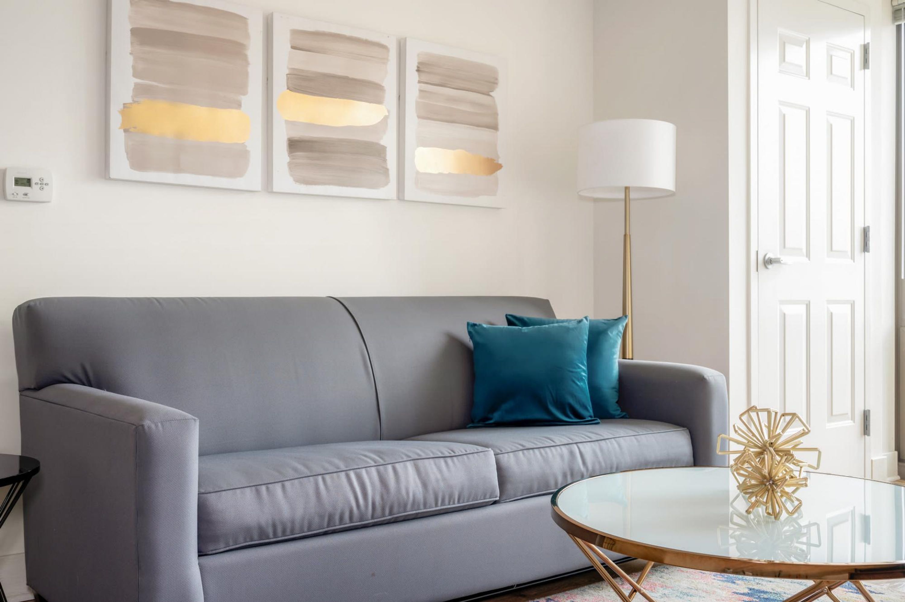 Chicago | Modern 1bd/1ba South Loop Apartment - Chicago, IL