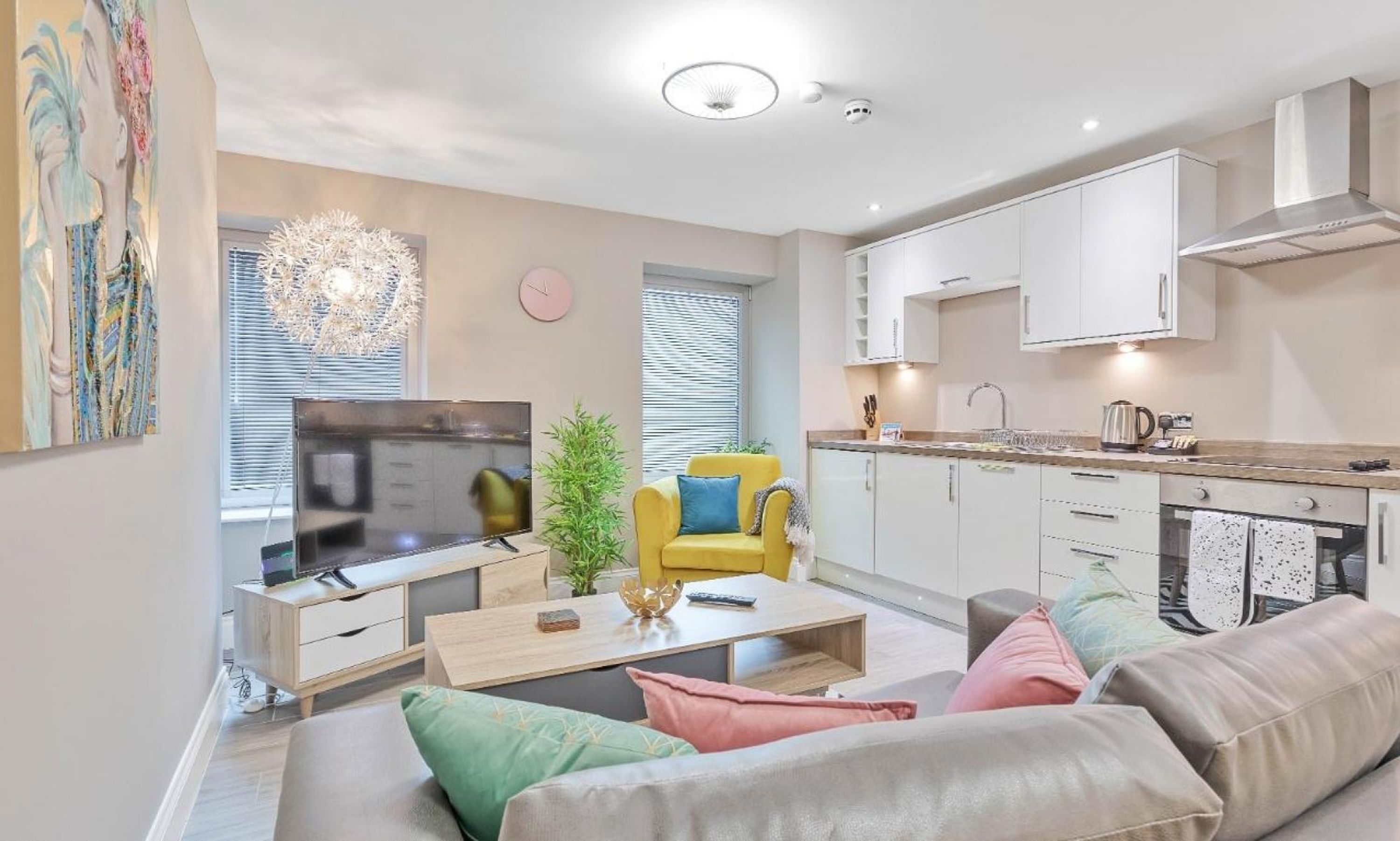 Ocean Walk | 2 Bedroom Apartment | Moments From The Seaside - Brighton