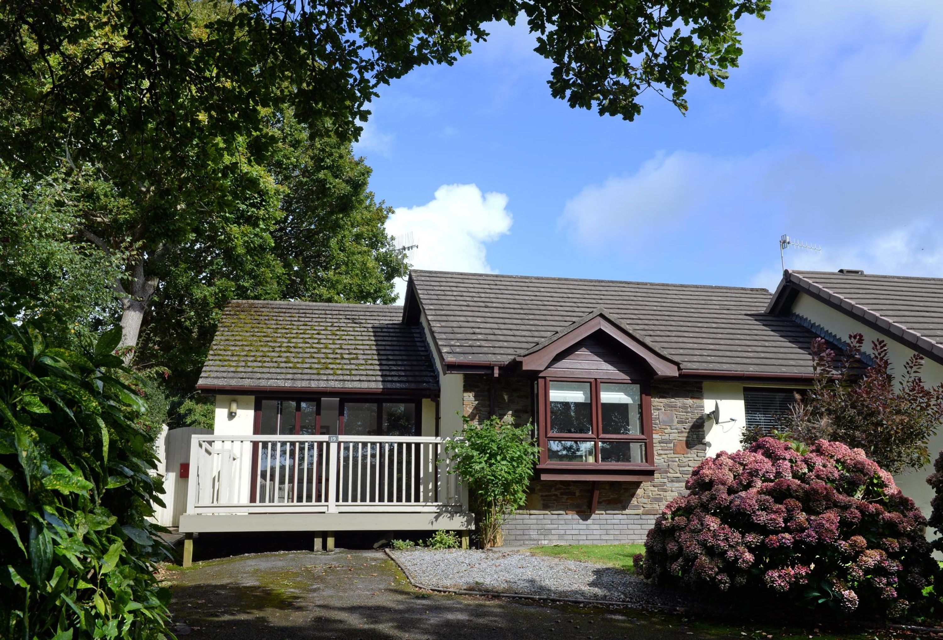 Valley Retreat - Peaceful Location, Walk To Beach, Parking - Saundersfoot