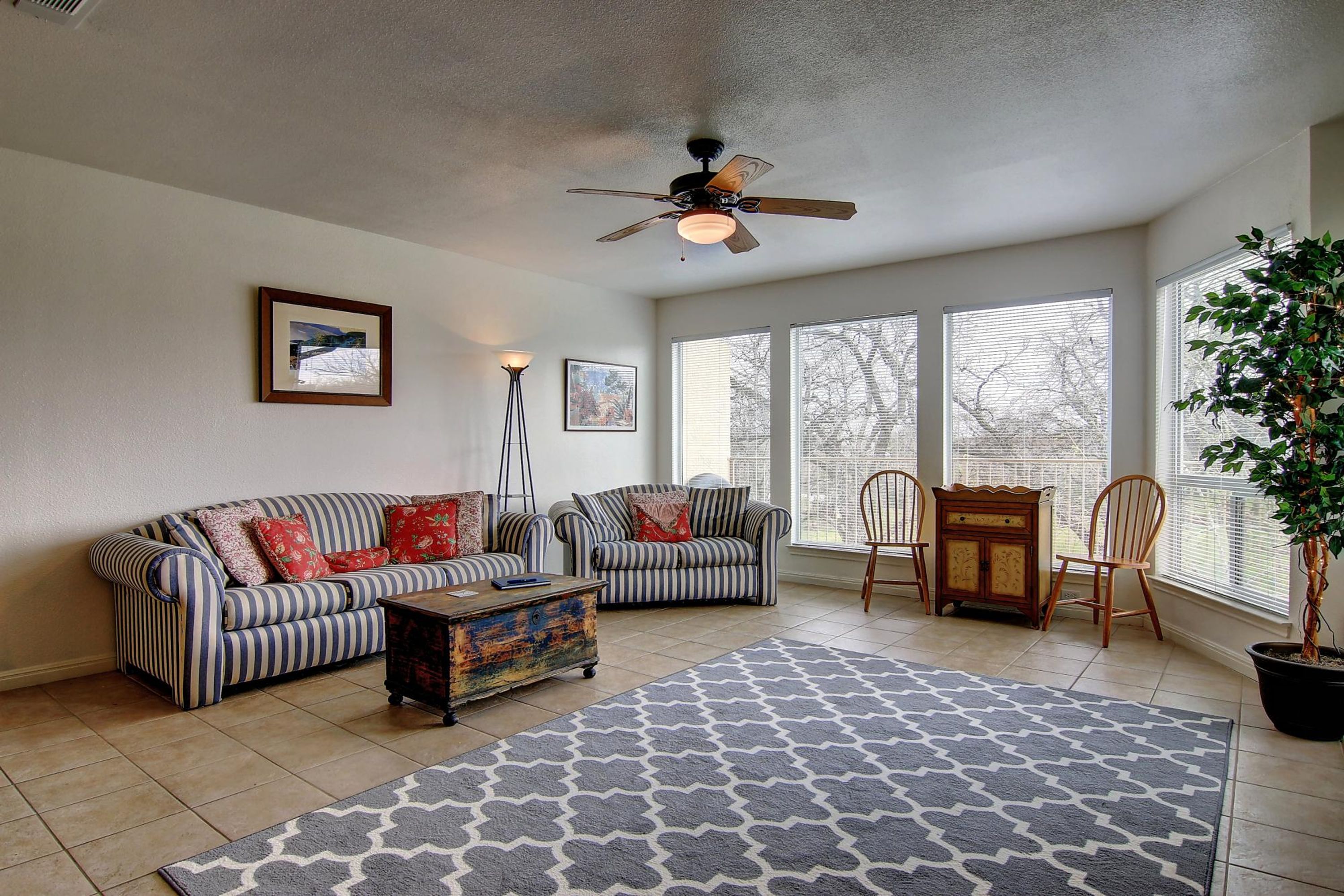 Gracelanda Ww C302 In New Braunfels - 텍사스