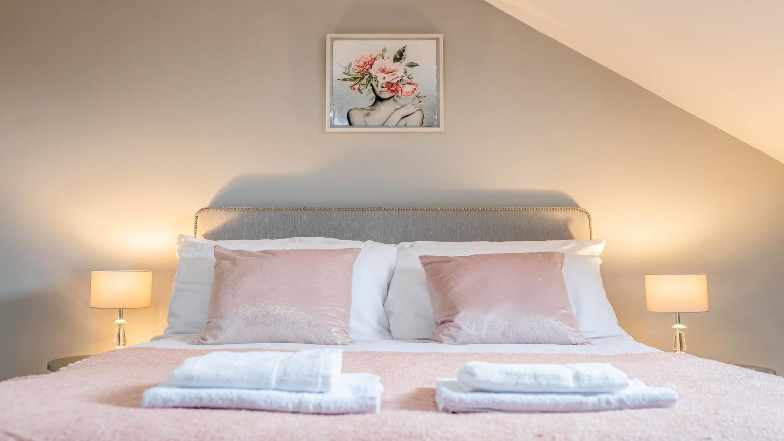 Queens Townhouse - 3 Bedrooms - Pets✅ - Parking - Great Yarmouth