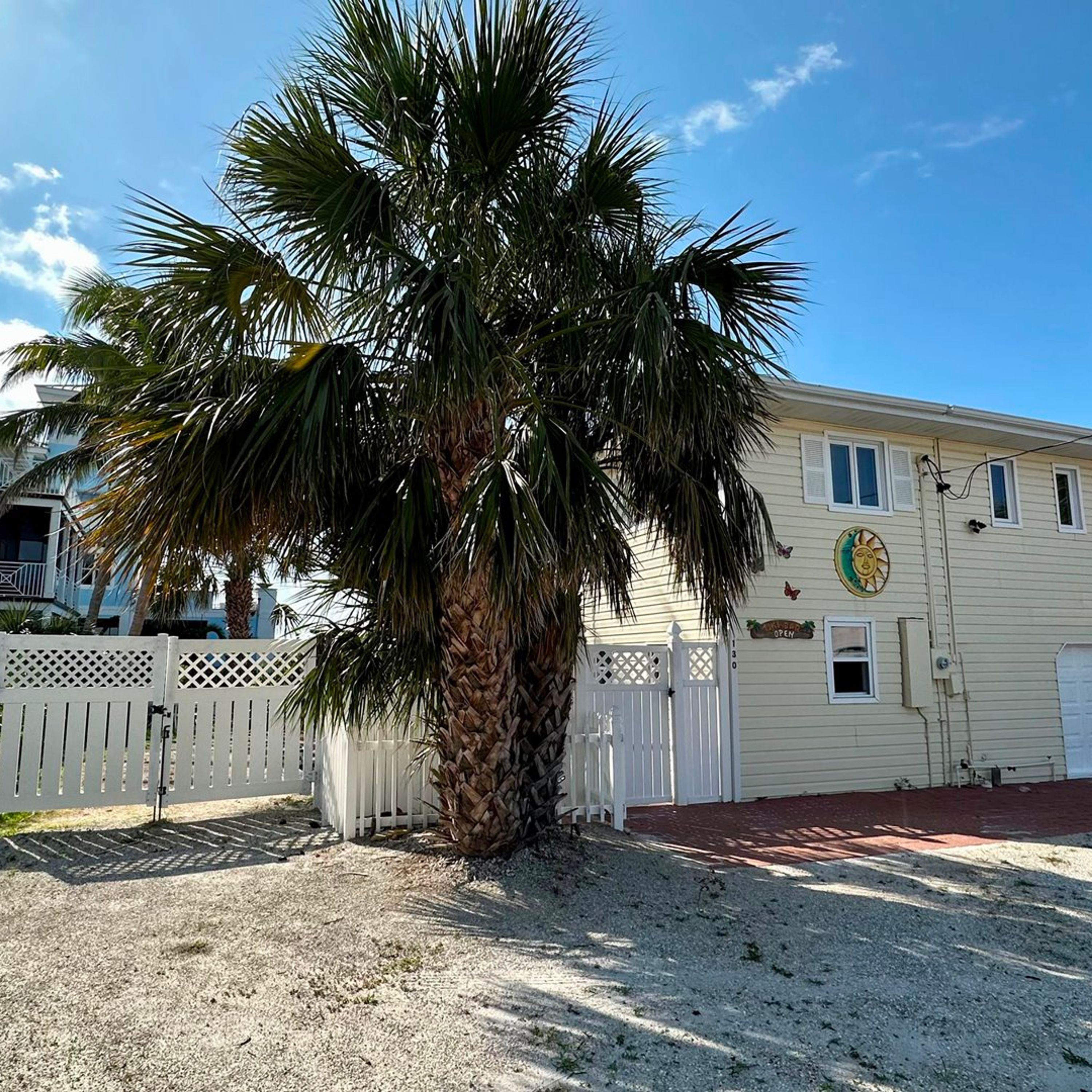 Palermo Paradise In Fort Myers Beach - Fort Myers Beach, FL
