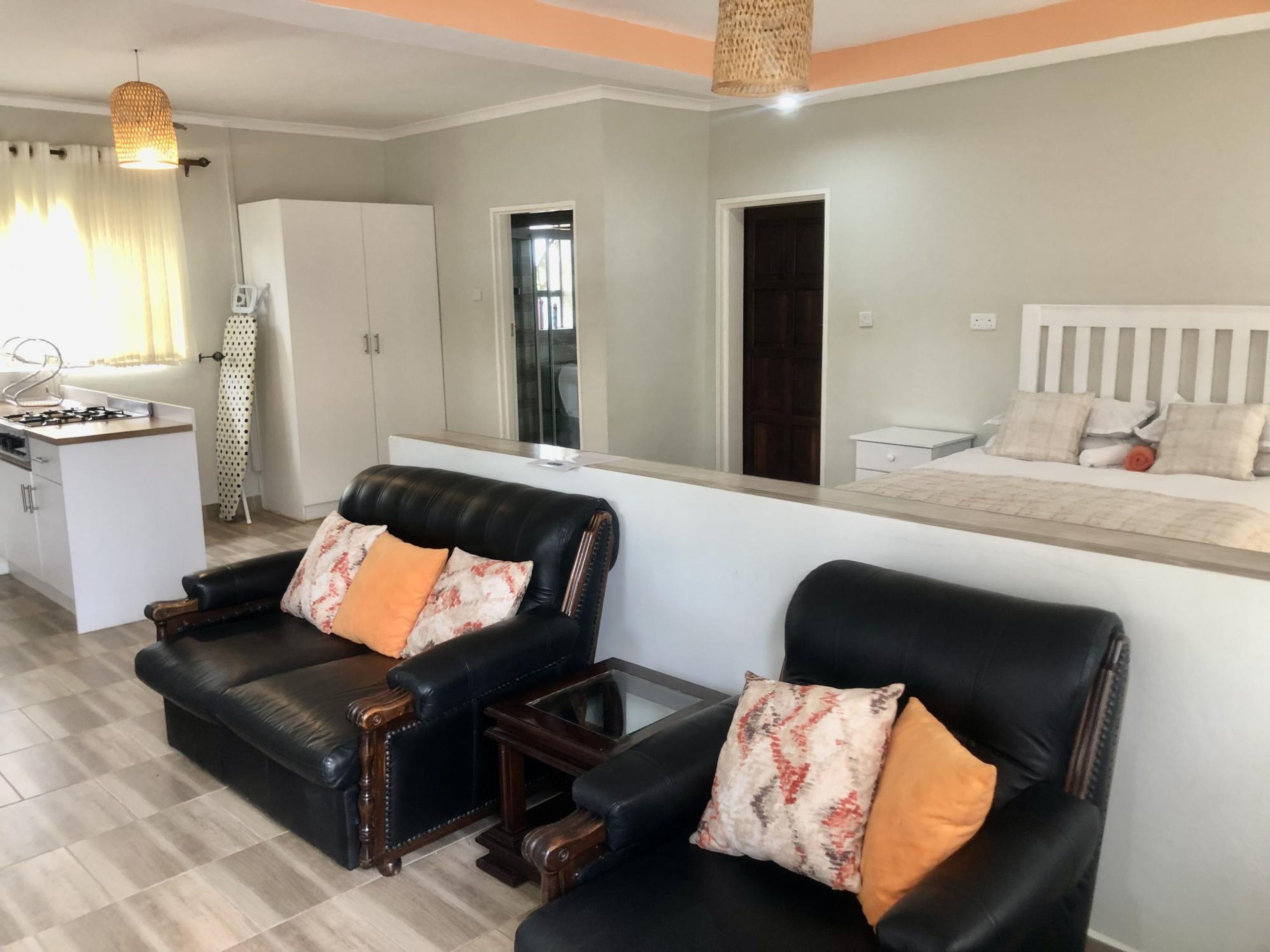 1 Bed Apartment In Mount Pleasant Heights - 2013 - Harare