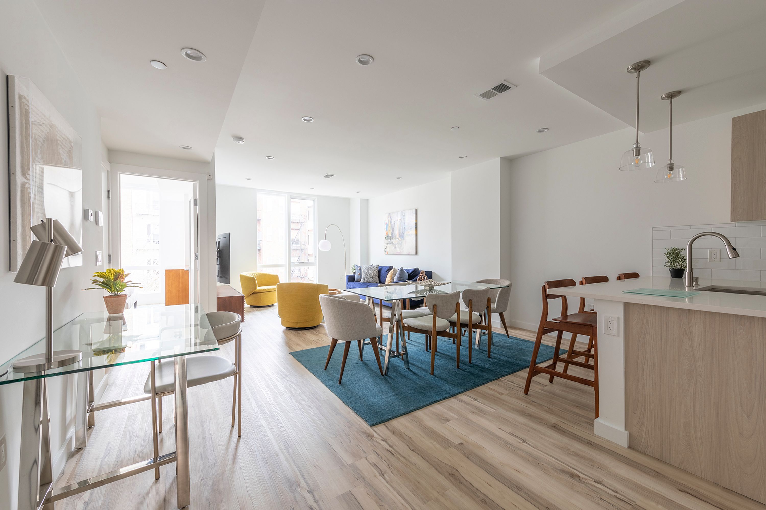Sun-kissed 3br Loft With Patio Minutes To Nyc - Long Island, NY