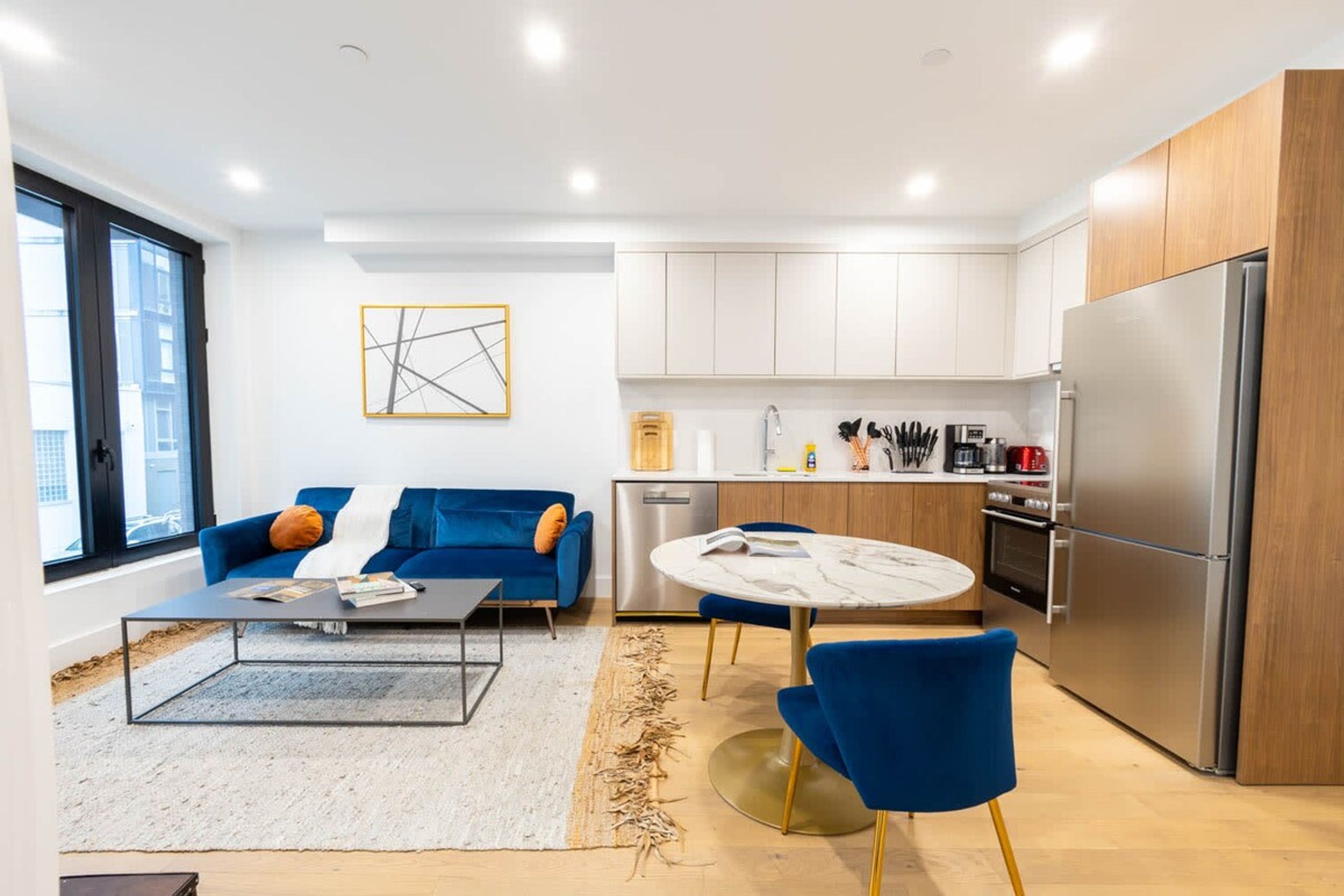 149bk-202  New Condo 1br In Prime Greenpoint Brooklyn - Brooklyn, NY