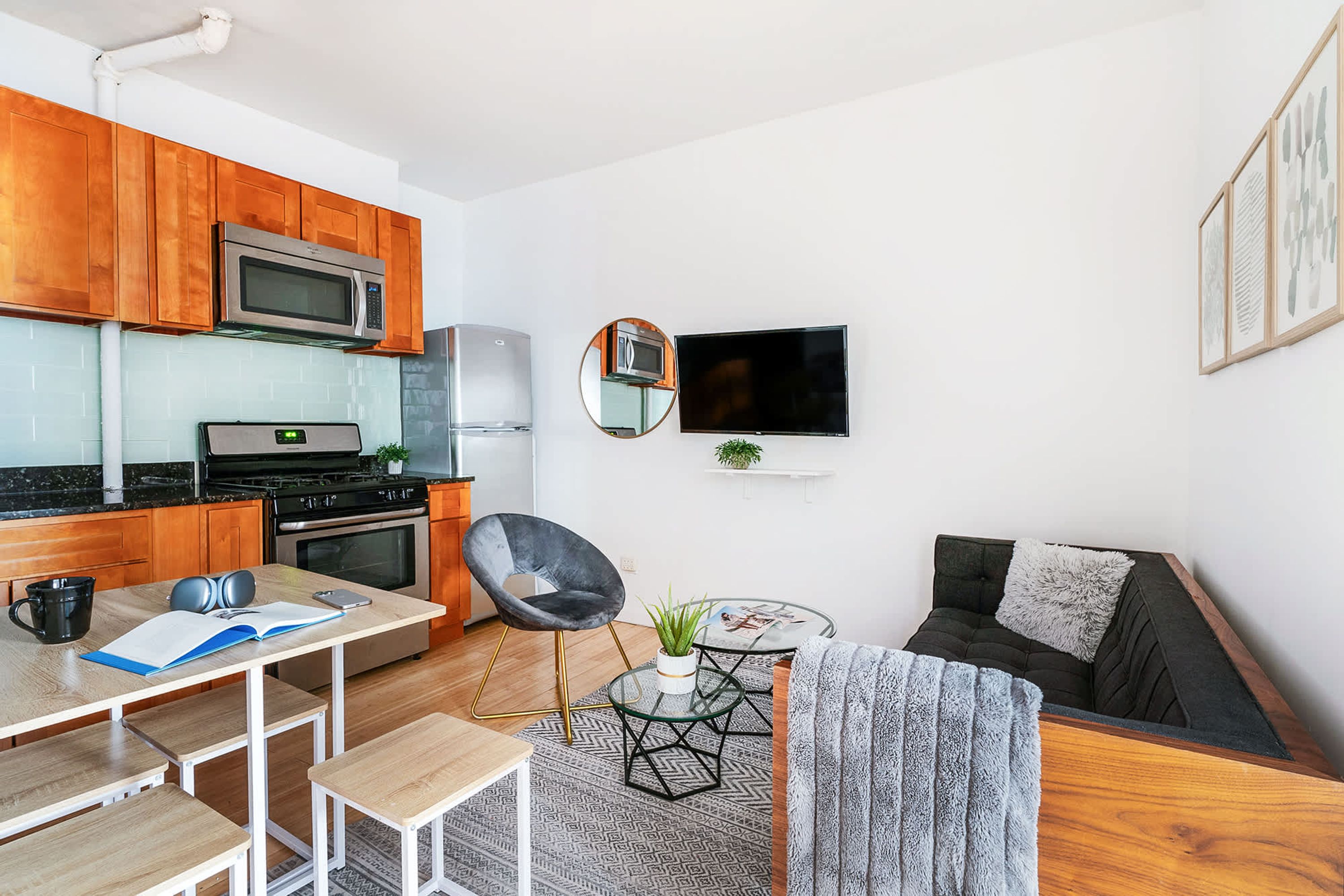 102-1a Best Value 2br Apt Near Central Park - New York City