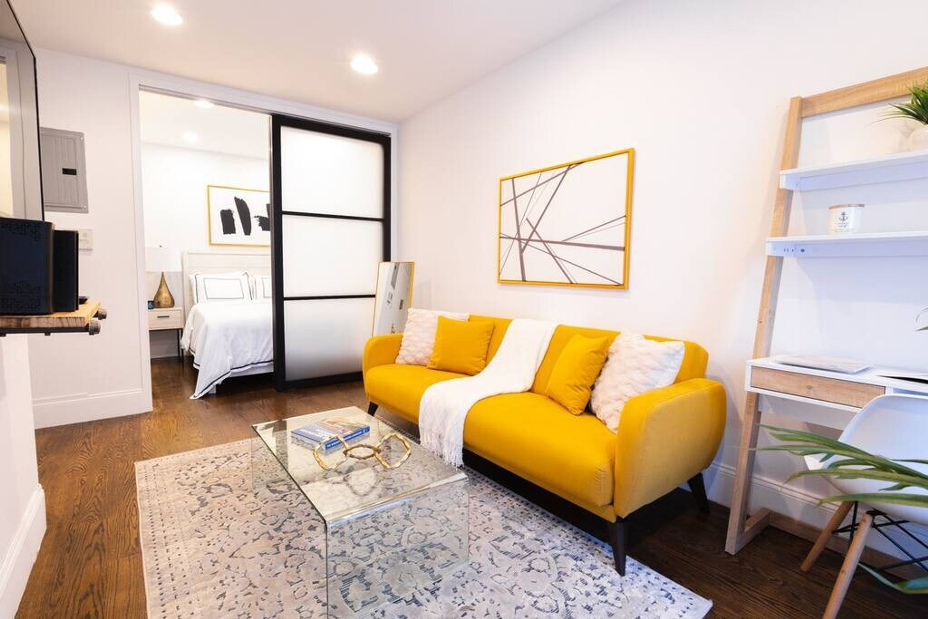 69-3c  Stylish Lower East Side 1br Apt - Manhattan, NY