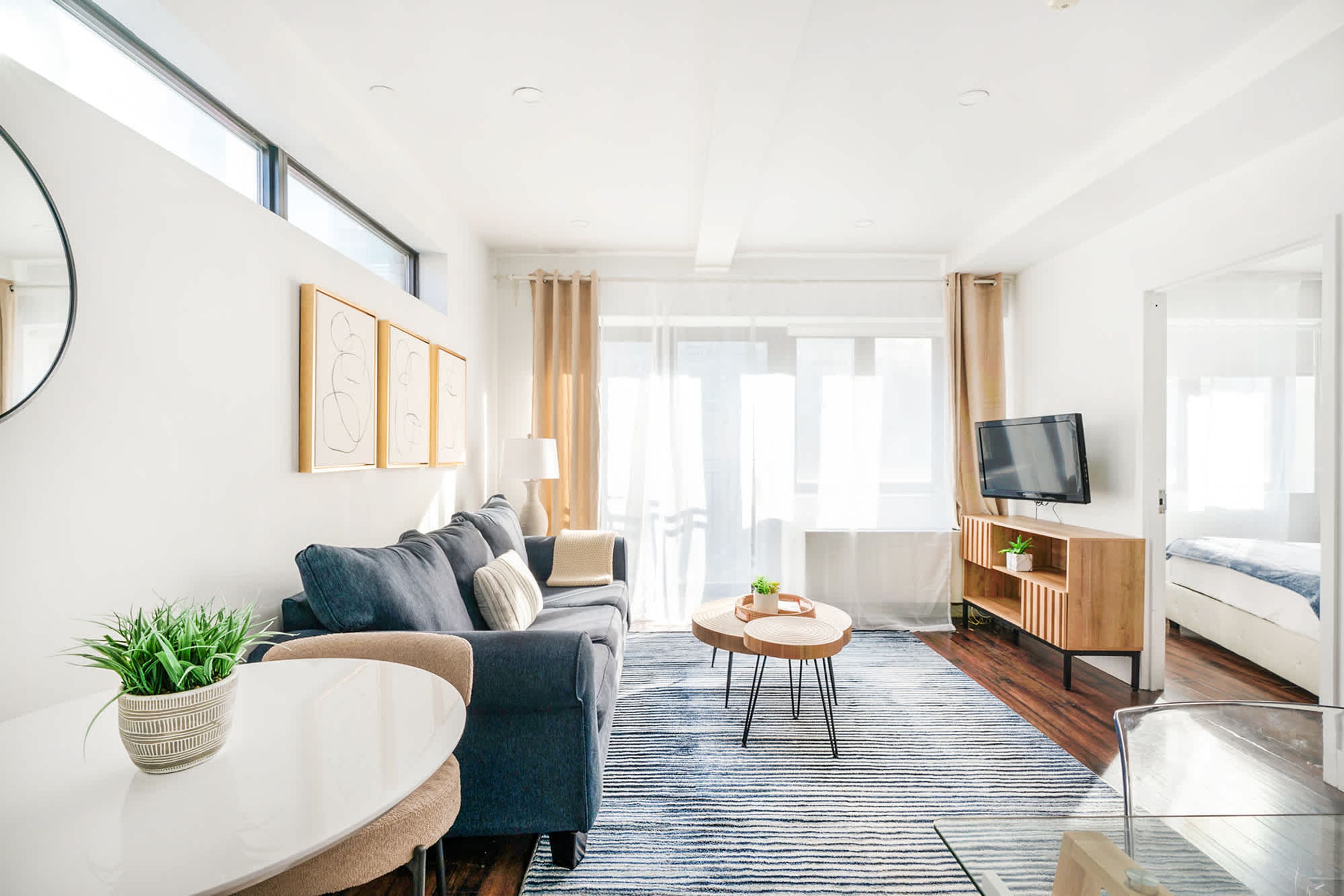 809-5a  Gorgeous New 1br Heart Of Midtown - West New York, NJ