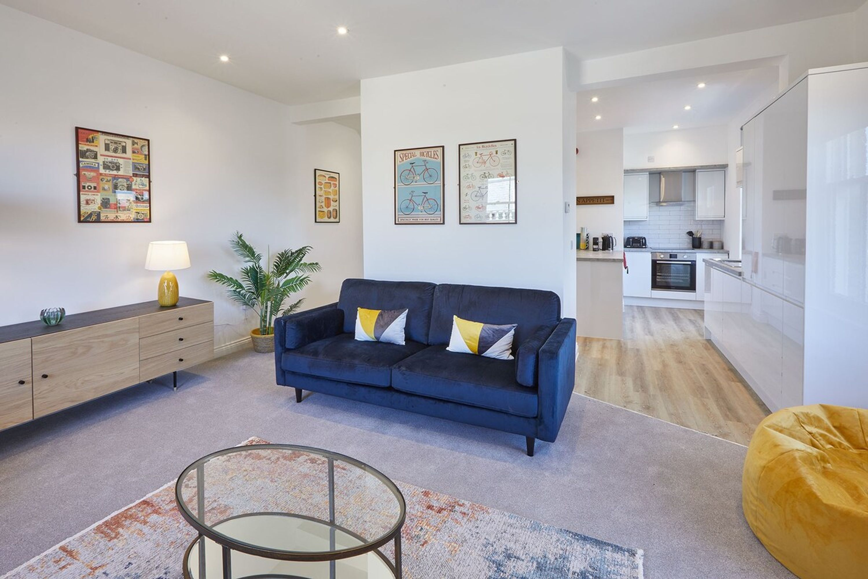Host Stay Apartment B Cornerhouse Apartments - Saltburn-by-the-Sea