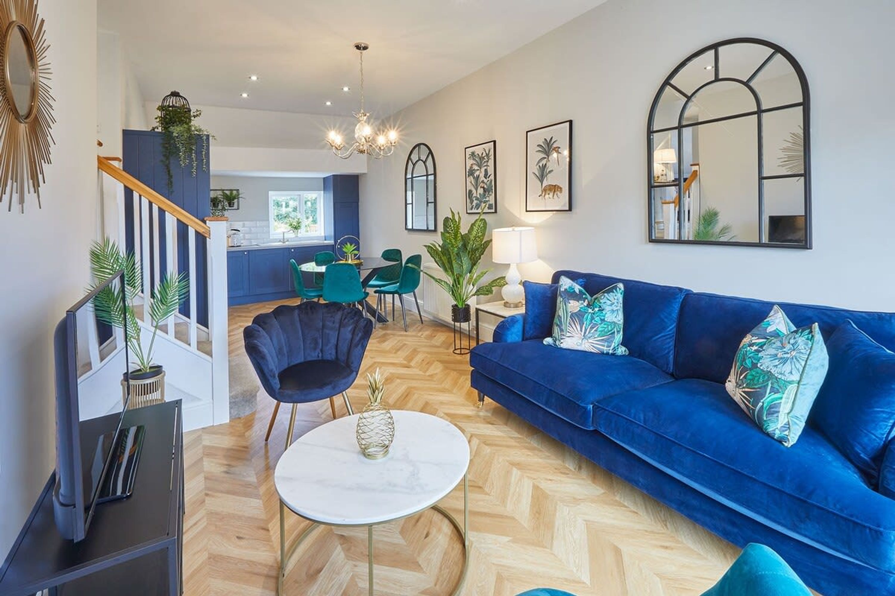 Host   Stay   The Penthouse At Prospect Hill Apartments - Whitby