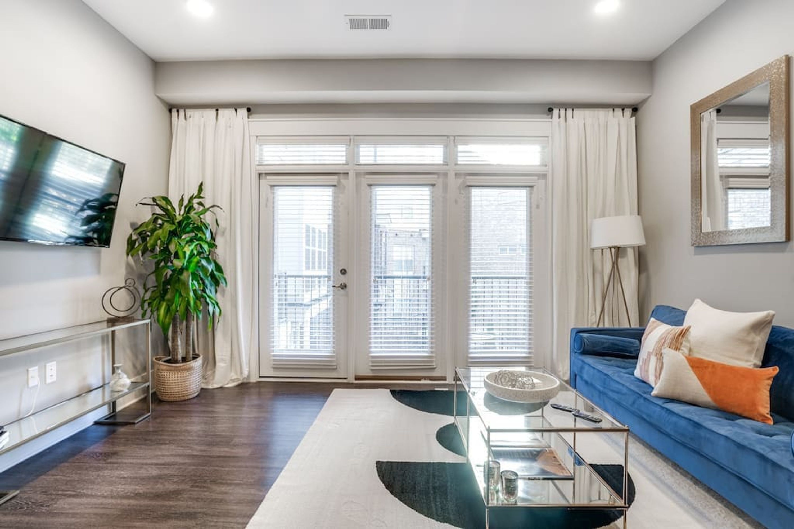 Luxury Apartment Near Emory Hospital   University - Decatur, GA