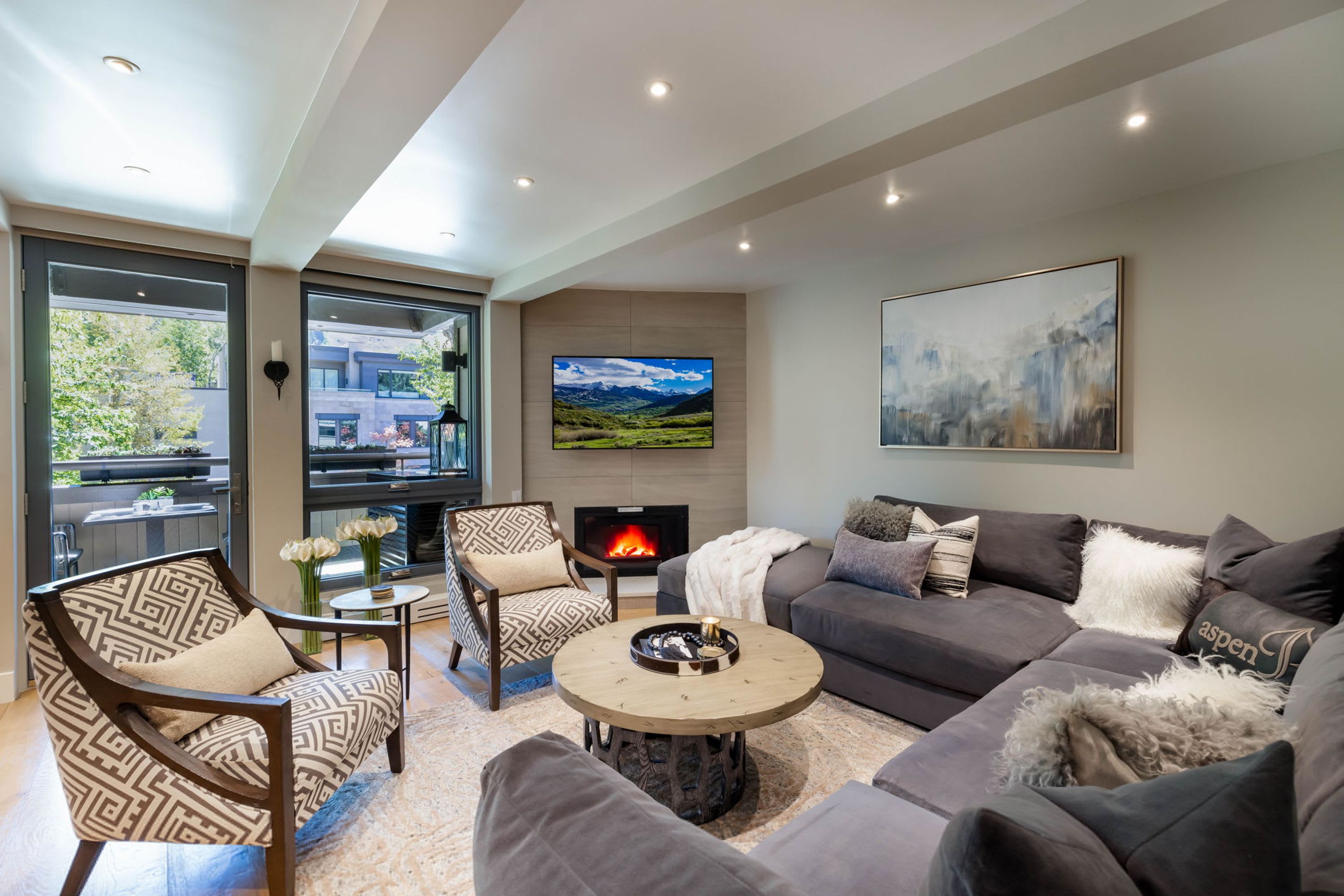 Luxurious 2 Br  2 Ba - Aspen Core - Aspen, CO