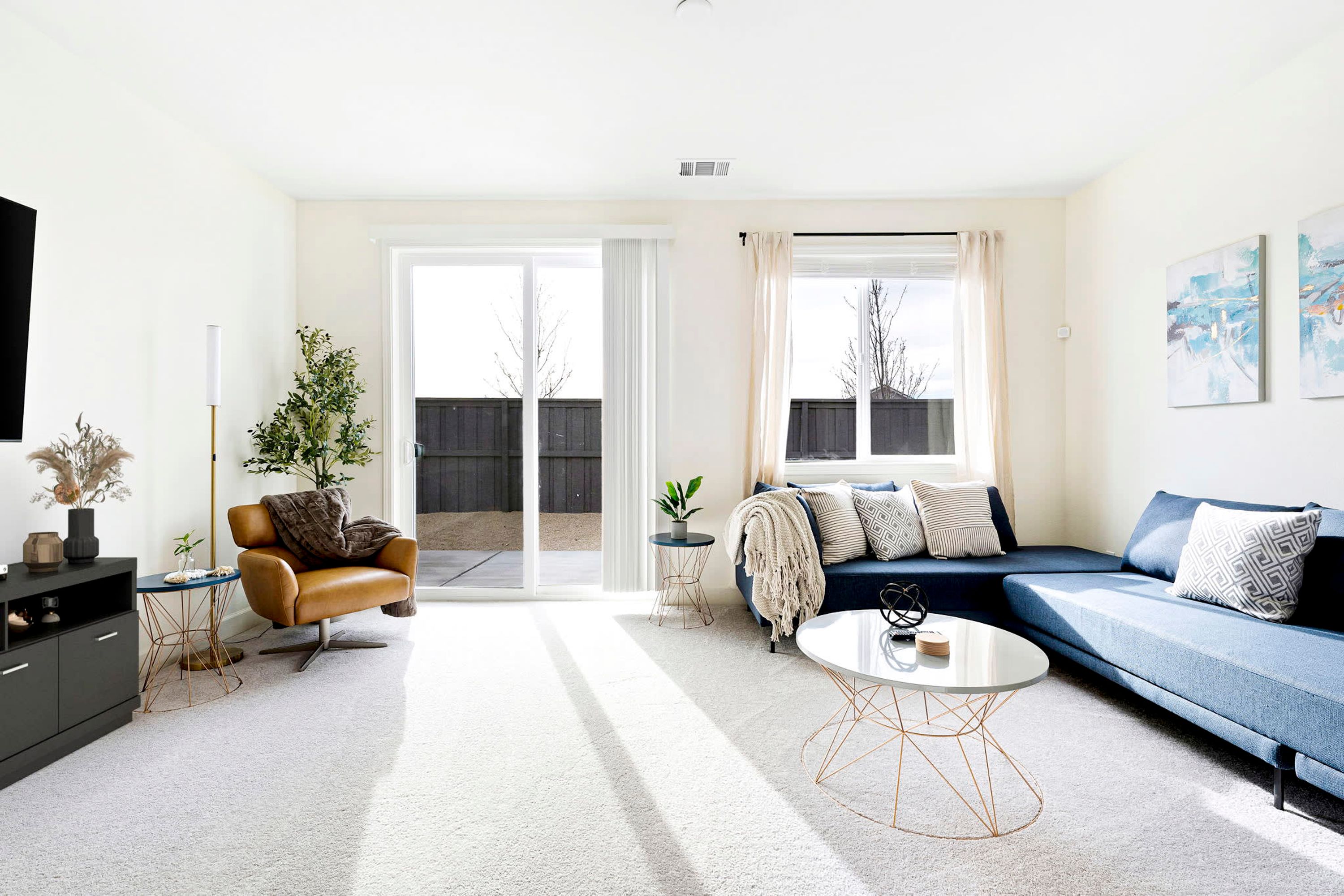 Stylish  Sleek 4br Nevada Home Near Downtown Reno - Sparks, NV