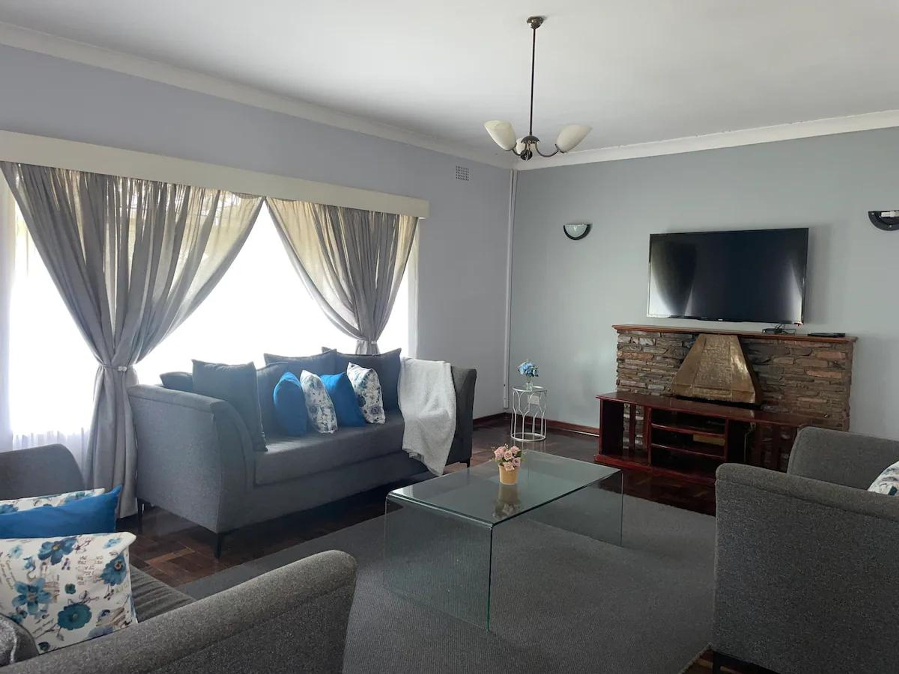 Lovely 3 Bed In Mount Pleasant - 2153 - Harare