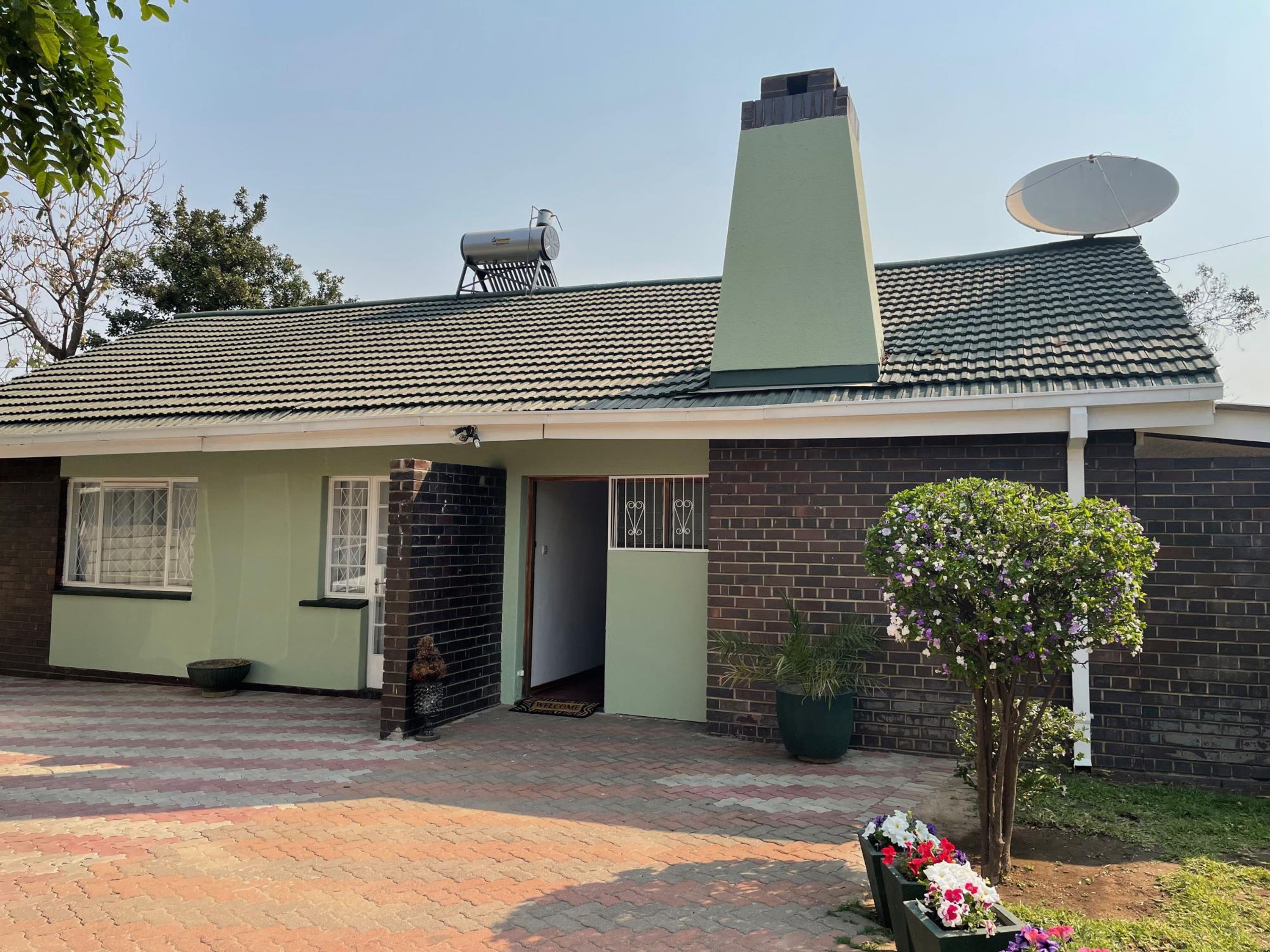 Immaculate Home In Avondale West - 2166 - Harare