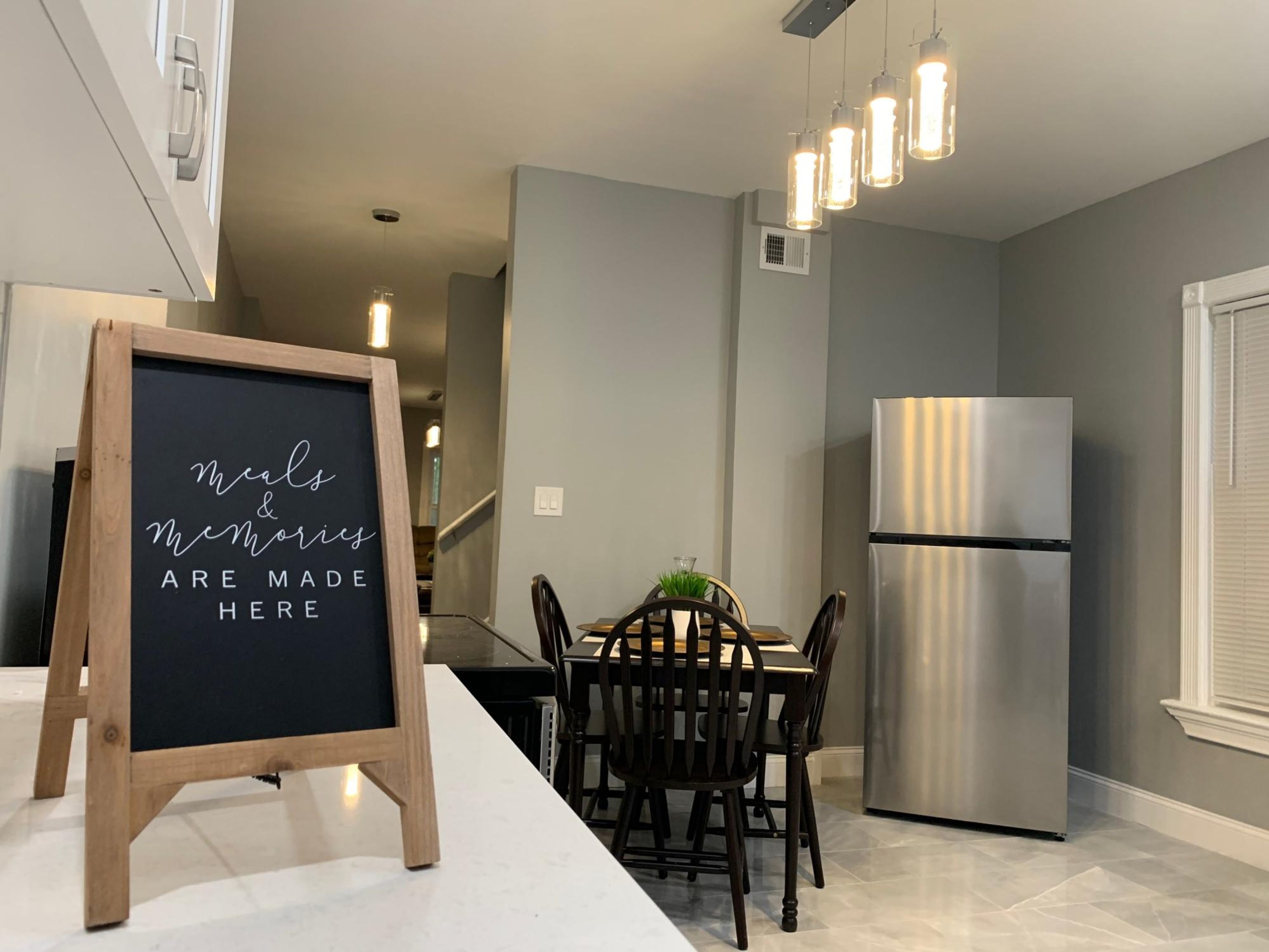 The Roulette Duplex-5br 2 Baths On The Us Side - Niagara Falls, NY