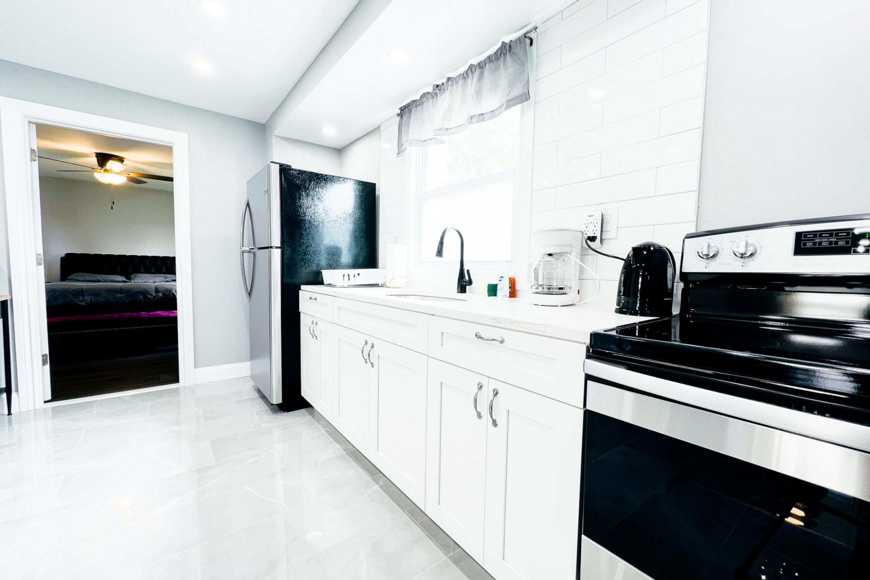Ashland Manor-spacious 7br Complex Near The Falls - Niagara Falls