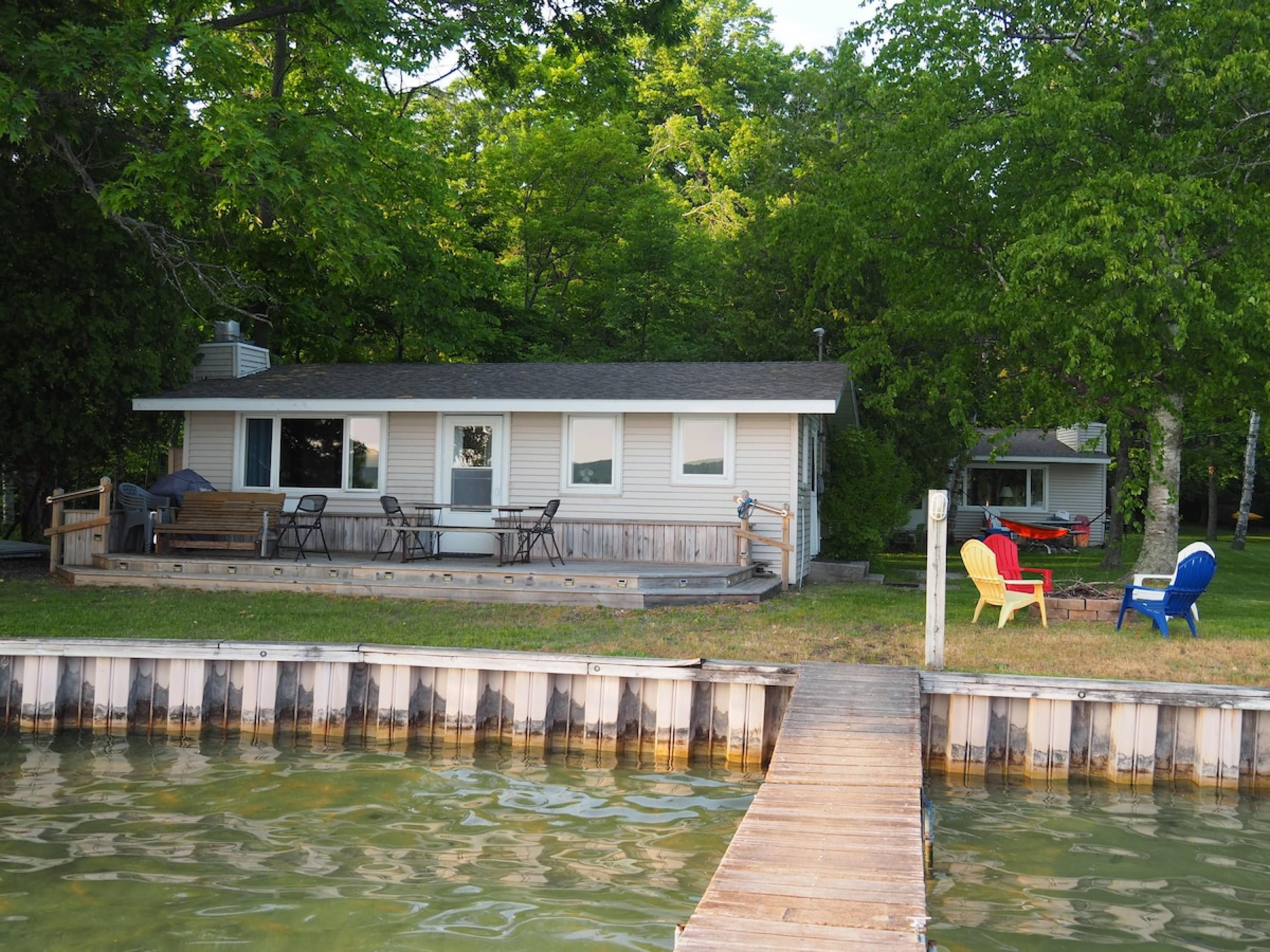 Birch Shores Resort - The Aspen Cottage - Empire, MI