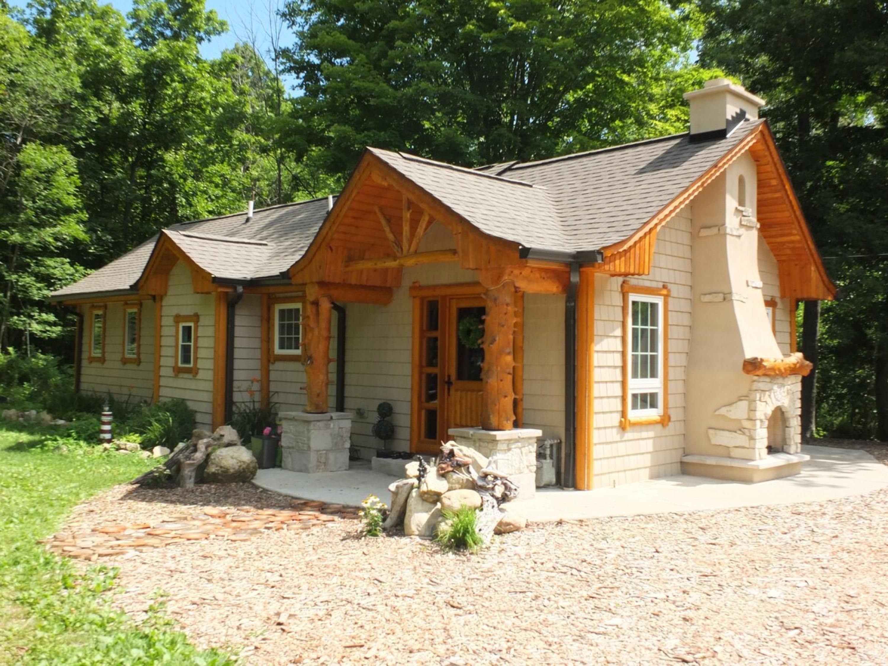 New! La Maison Malabar - Gorgeous Luxury Cabin! - South Haven, MI
