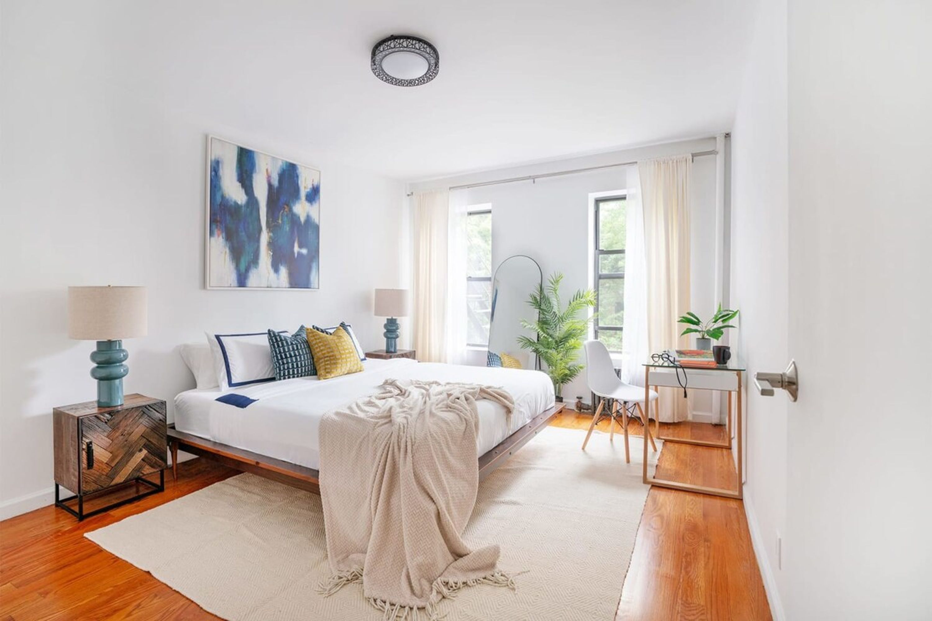 444-3e Contemporary 2br In Hell's Kitchen - Queens, NY