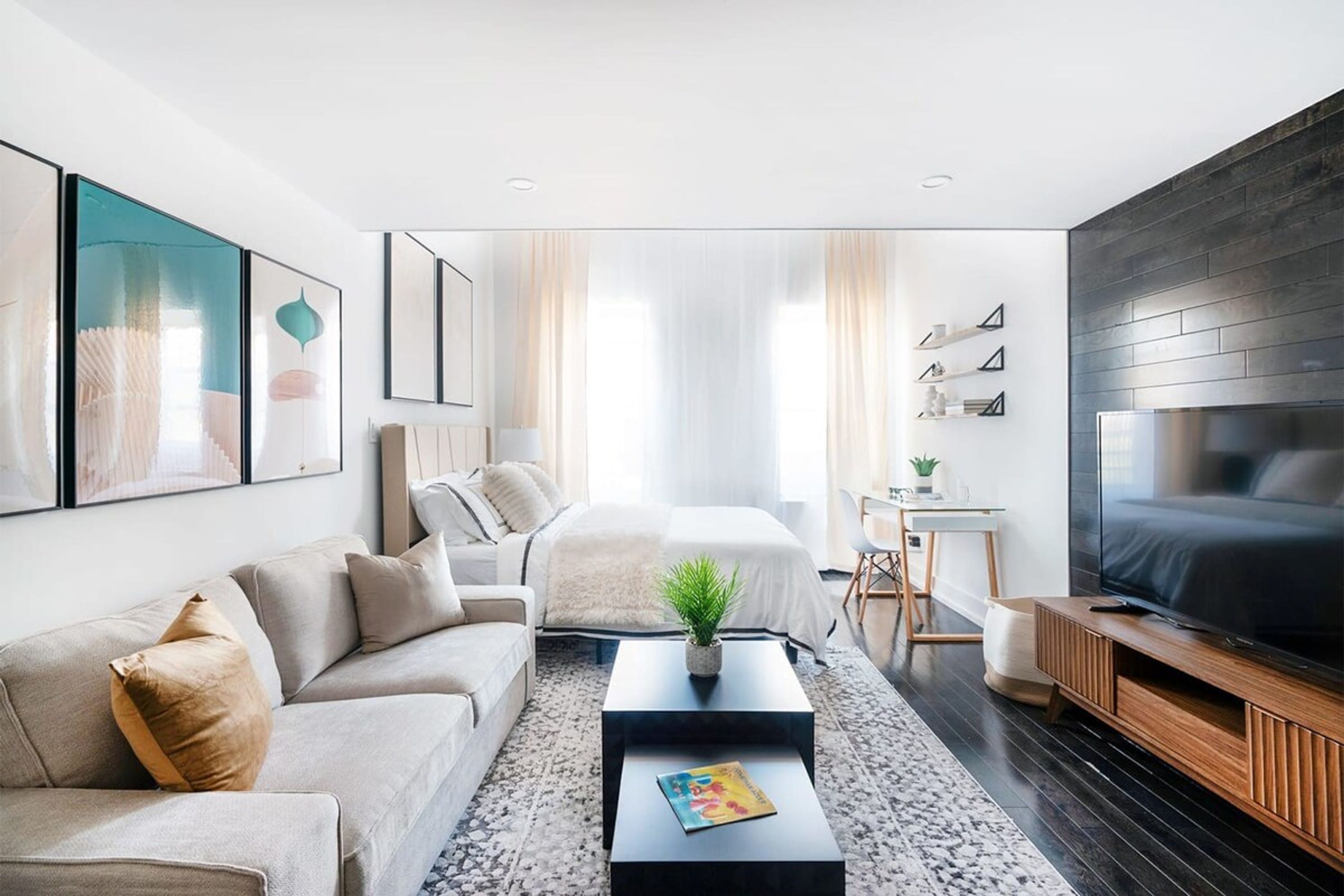 444-5c Newly Renovated Studio Midtown West W/d - New York