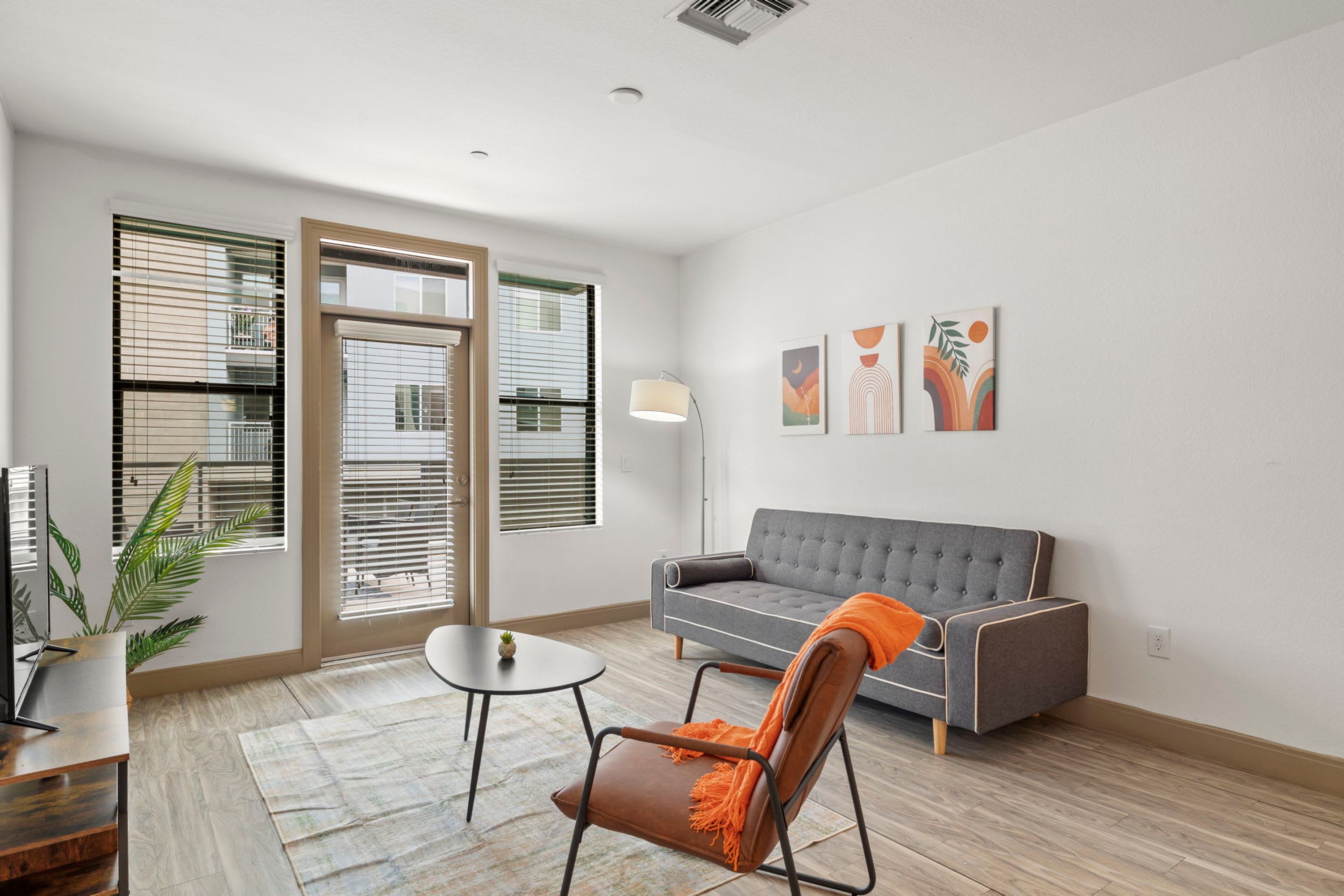 Modern 2br Cozysuites On Town Lake Waterfront 11 - Tempe, AZ