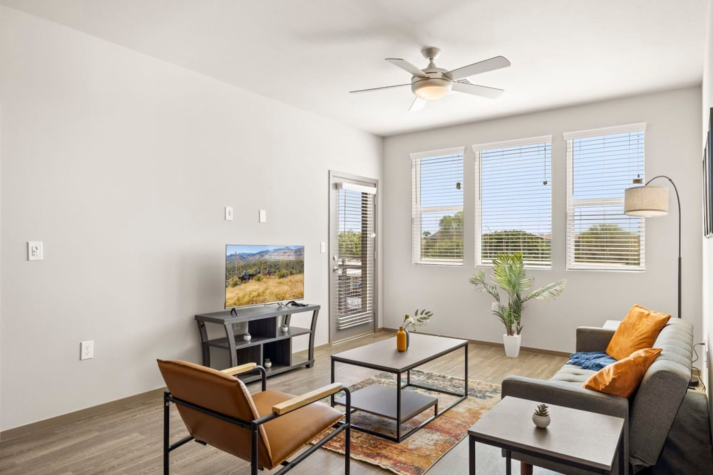 Spacious Westgate Cozysuites By Stadium W Pool 1 - Avondale, AZ