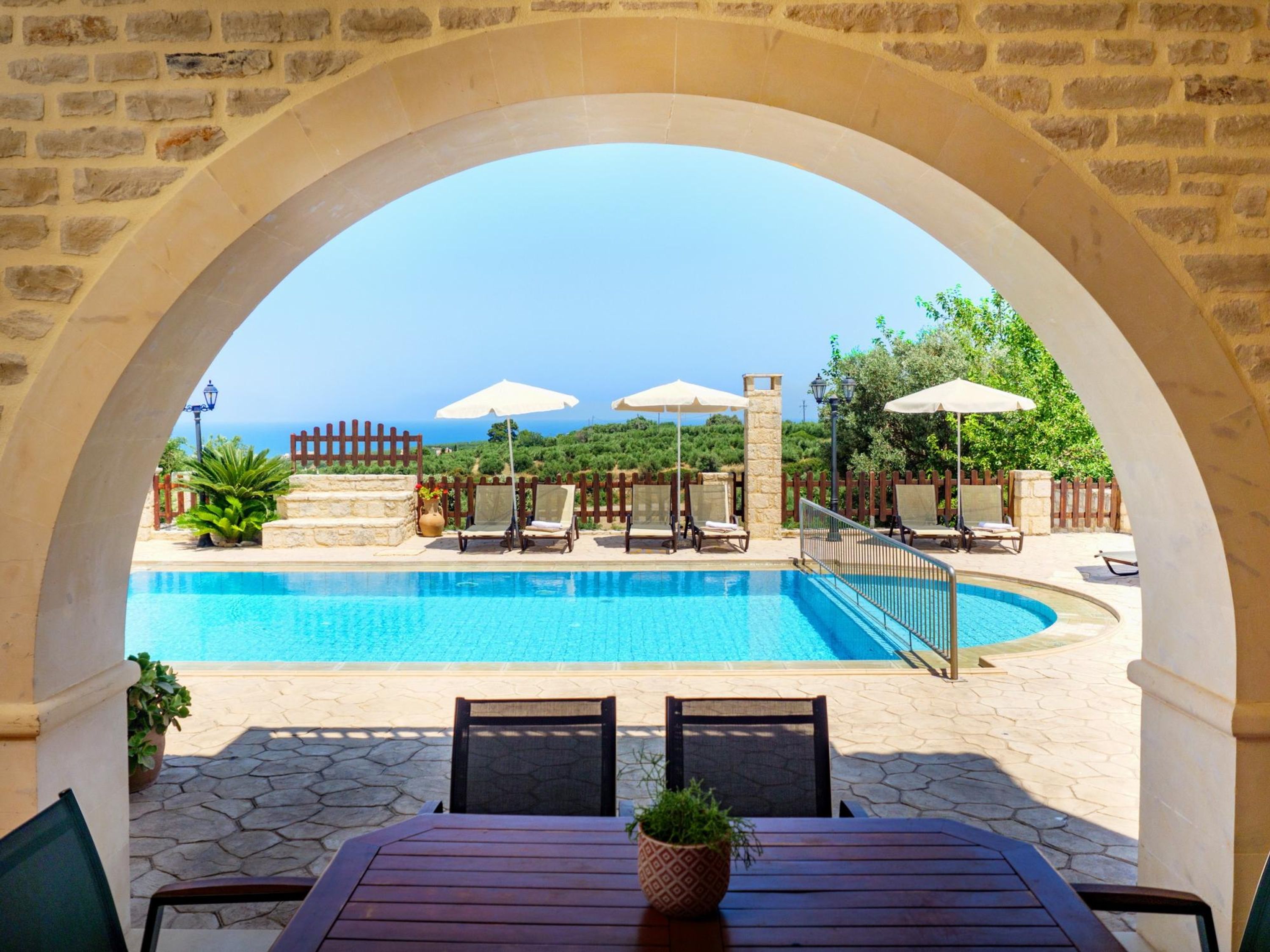 Holiday Stone Villa with private pool & Jacuzzi