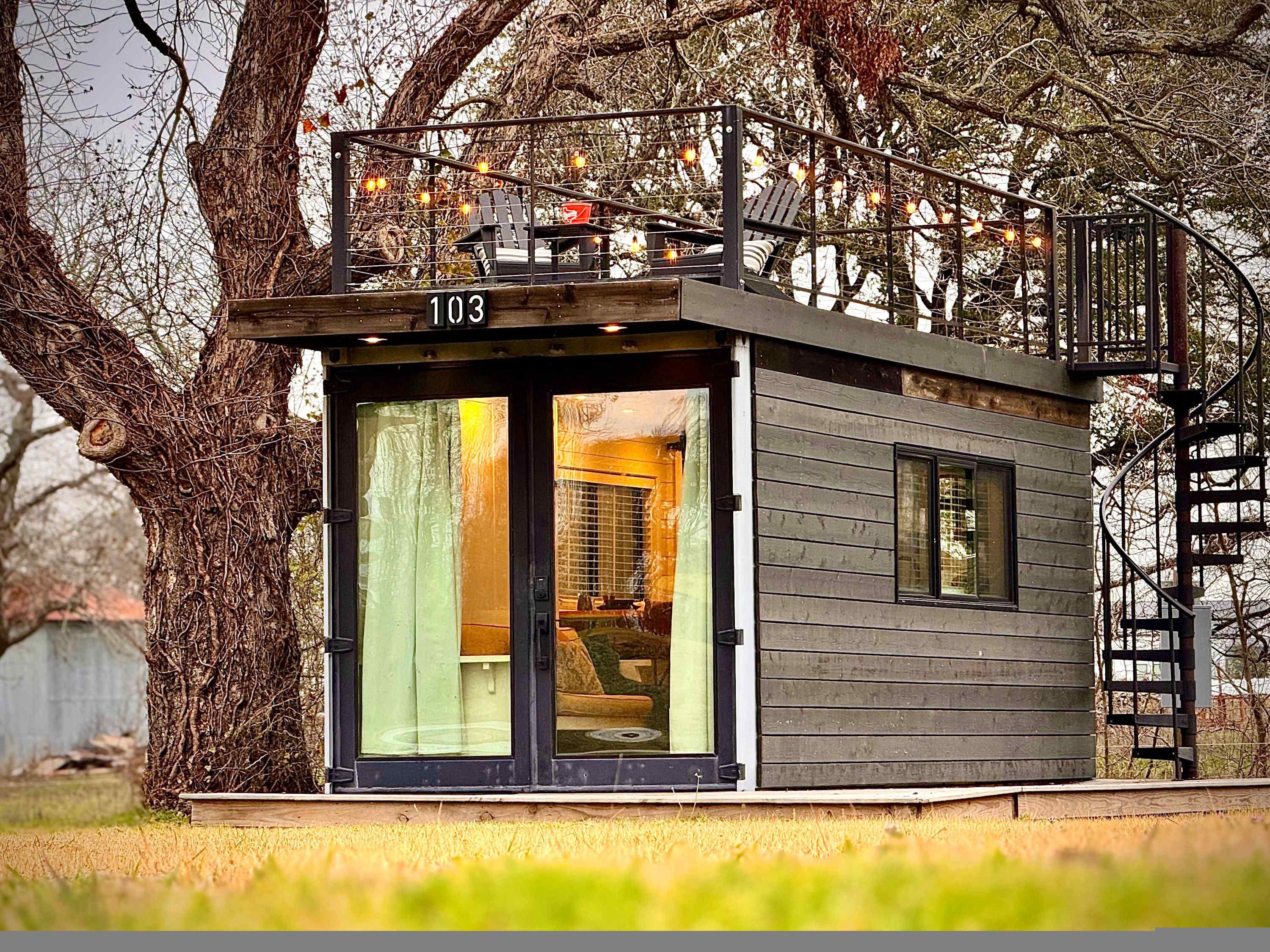 No Cleaning Fee  Cozy Container Home The Brazos - Waco, TX