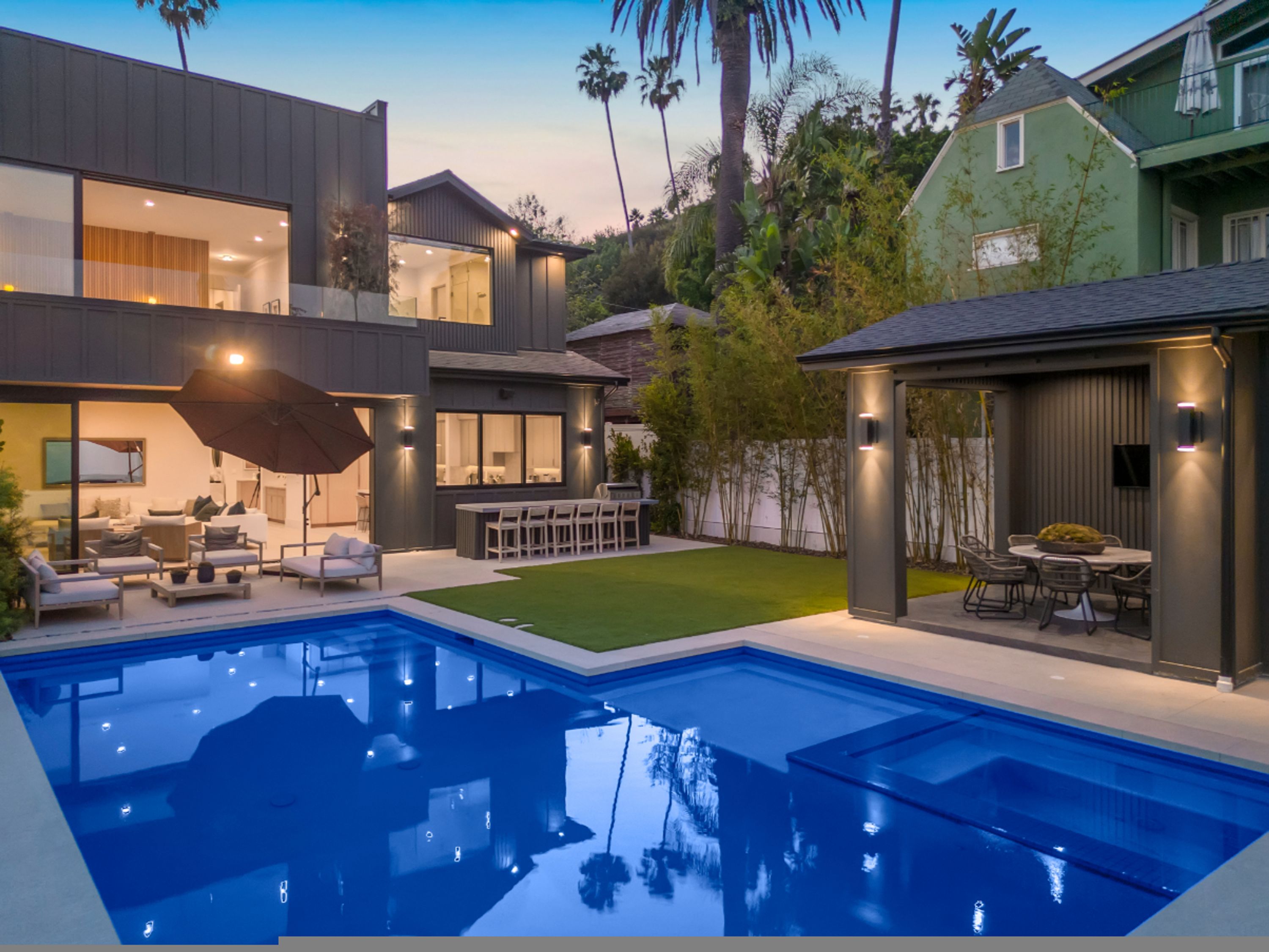 Vista View In Los Angeles - West Hollywood, CA