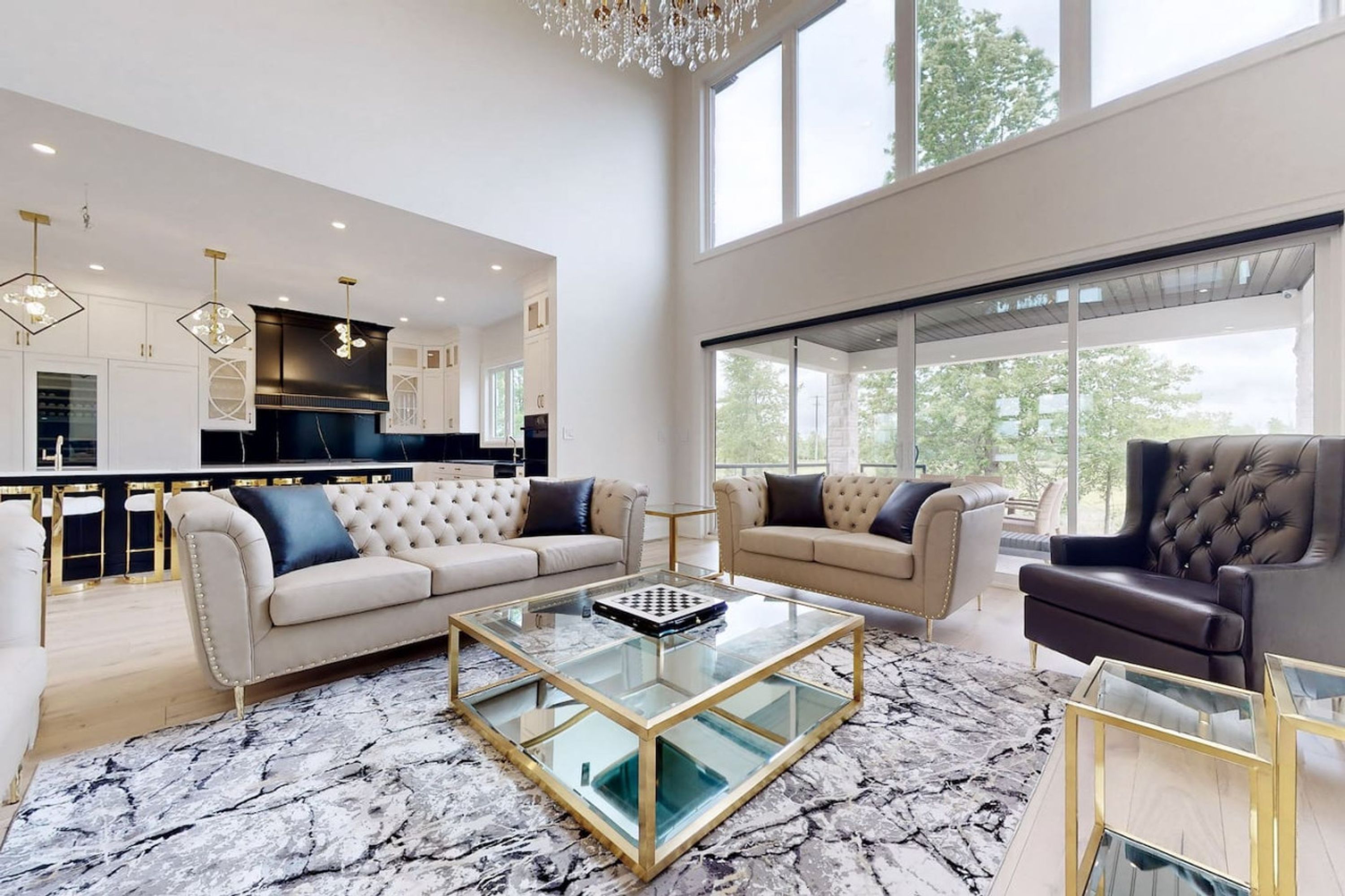 Lucky Mansion - A Luxury Villa In Fort Erie ! - Buffalo, NY