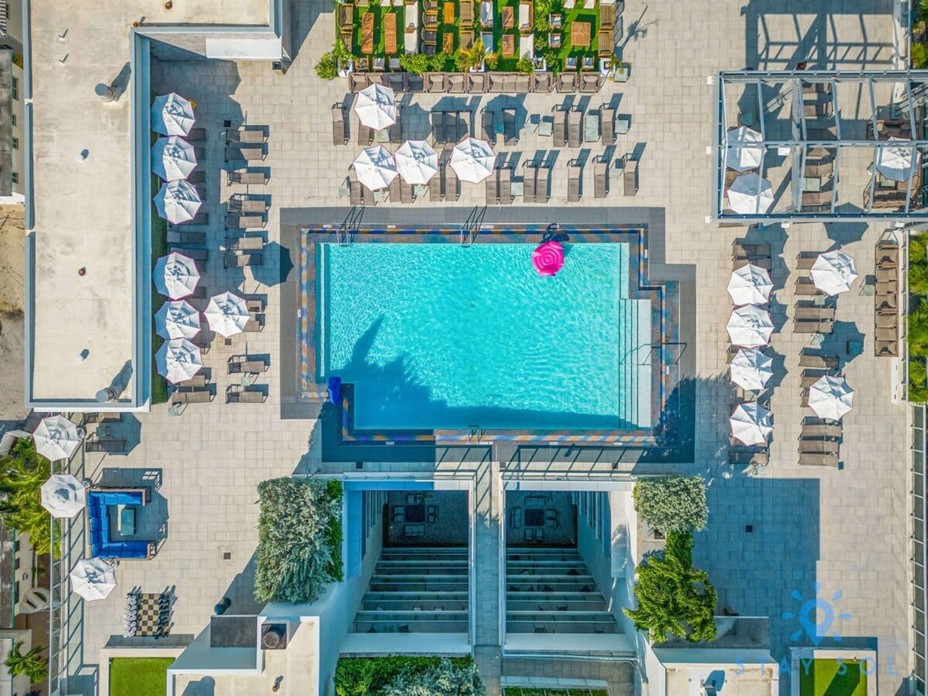 Amazing Pool Hot Tub  Gym Hollywood Beach - Davie, FL