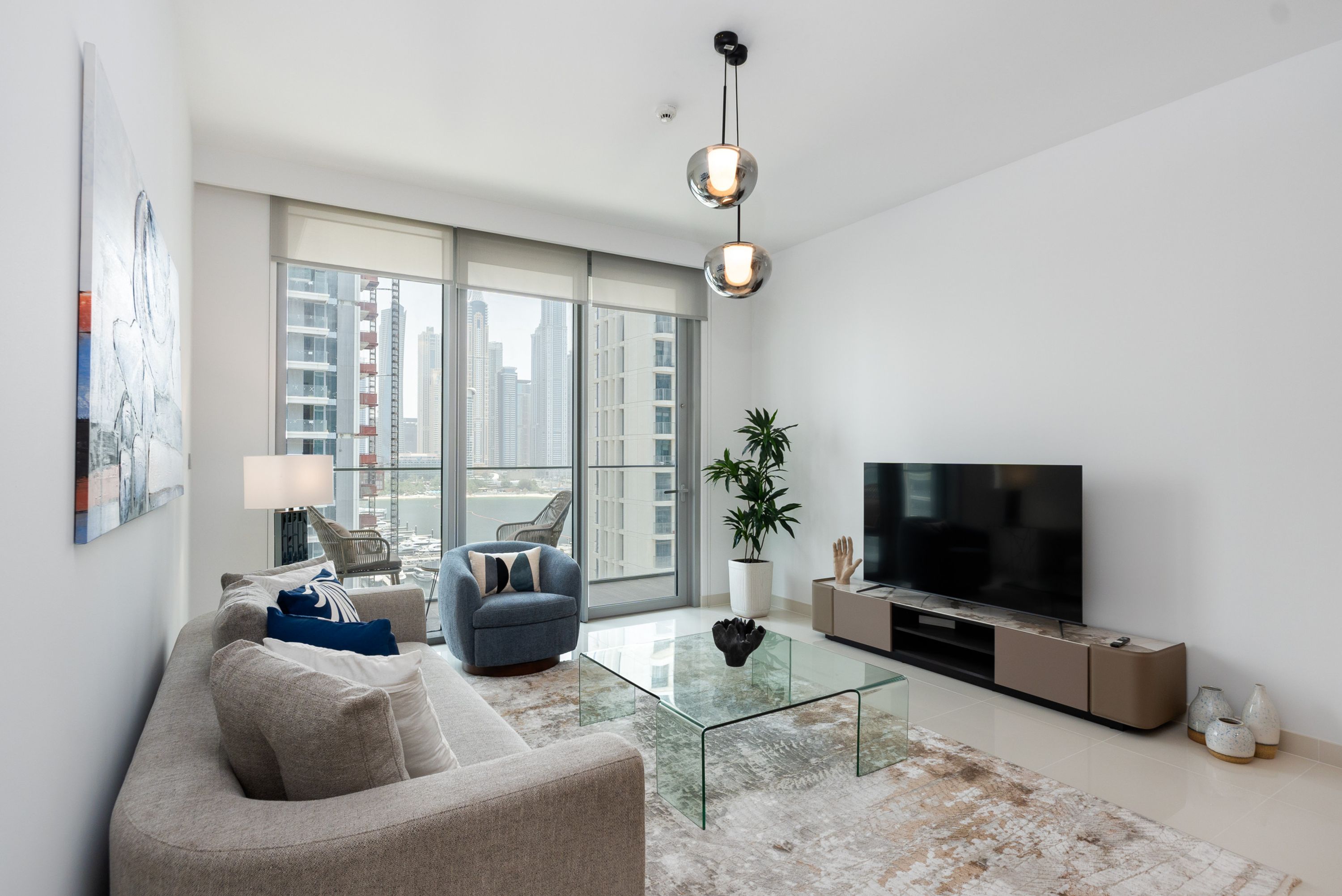 Contemporary 1br W/ Dubai Marina Glimpse - Dubai