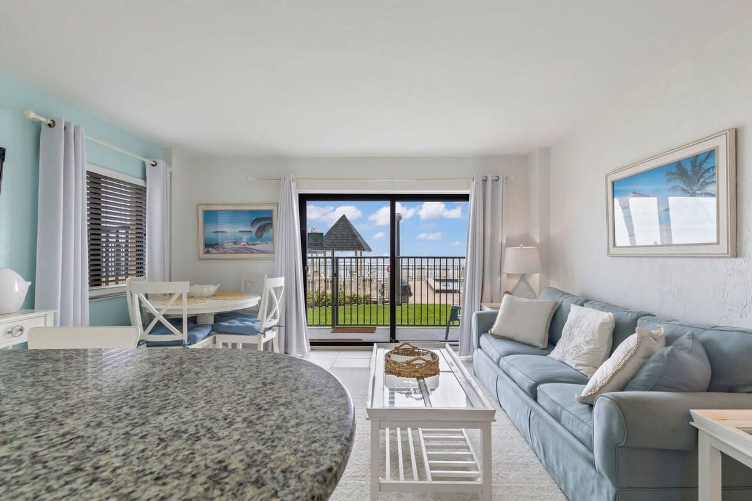 Oceanfront Apt At Sunglow Resort   Seaside Suite - Daytona Beach, FL