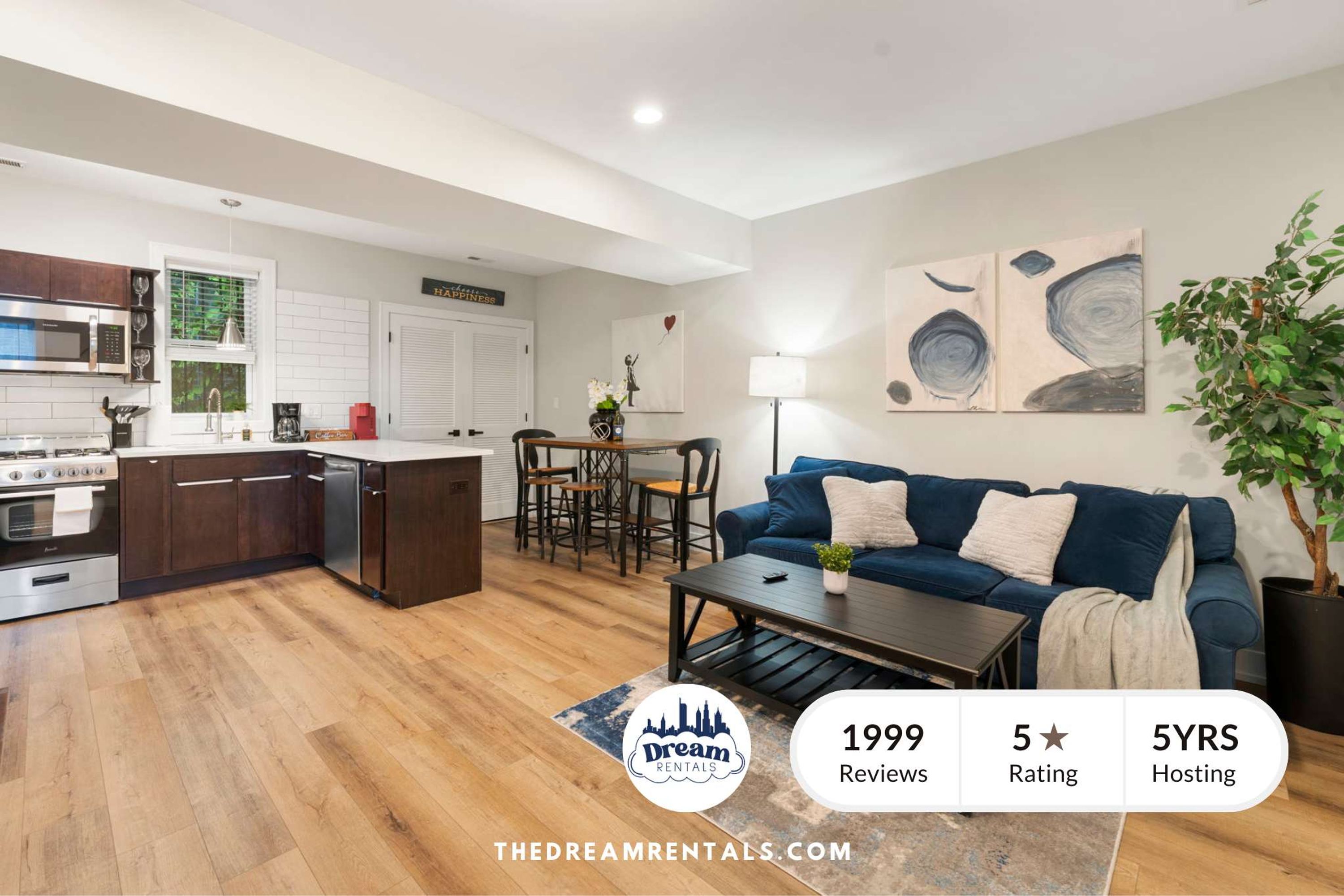 Charming Chicago Apt - Chicago, IL