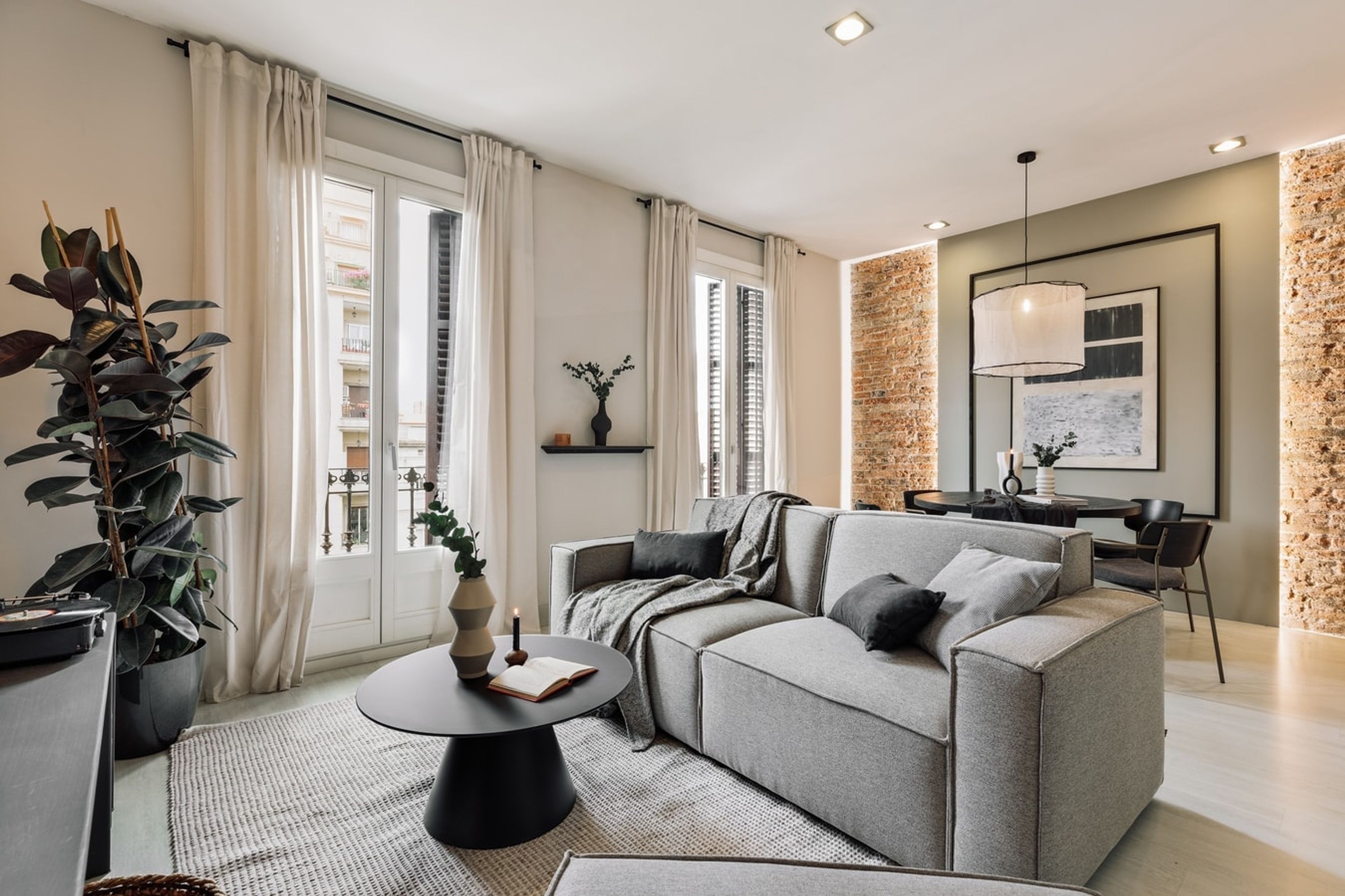 Judd - 3 Bedrooms And Balcony In Eixample Esquerra - Barcelona