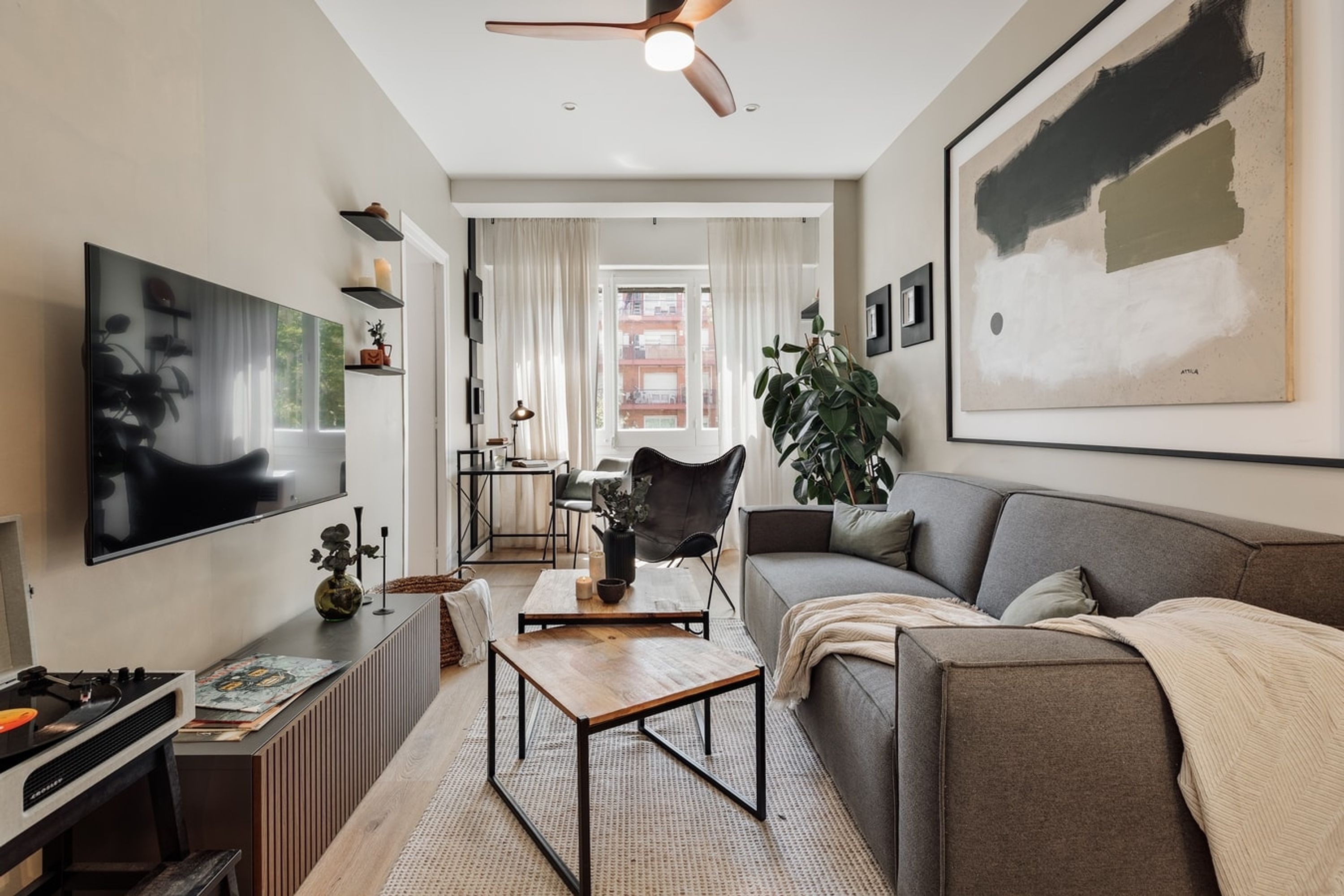 Holzer - 2 Bedrooms In Sant Antoni - Barcelona