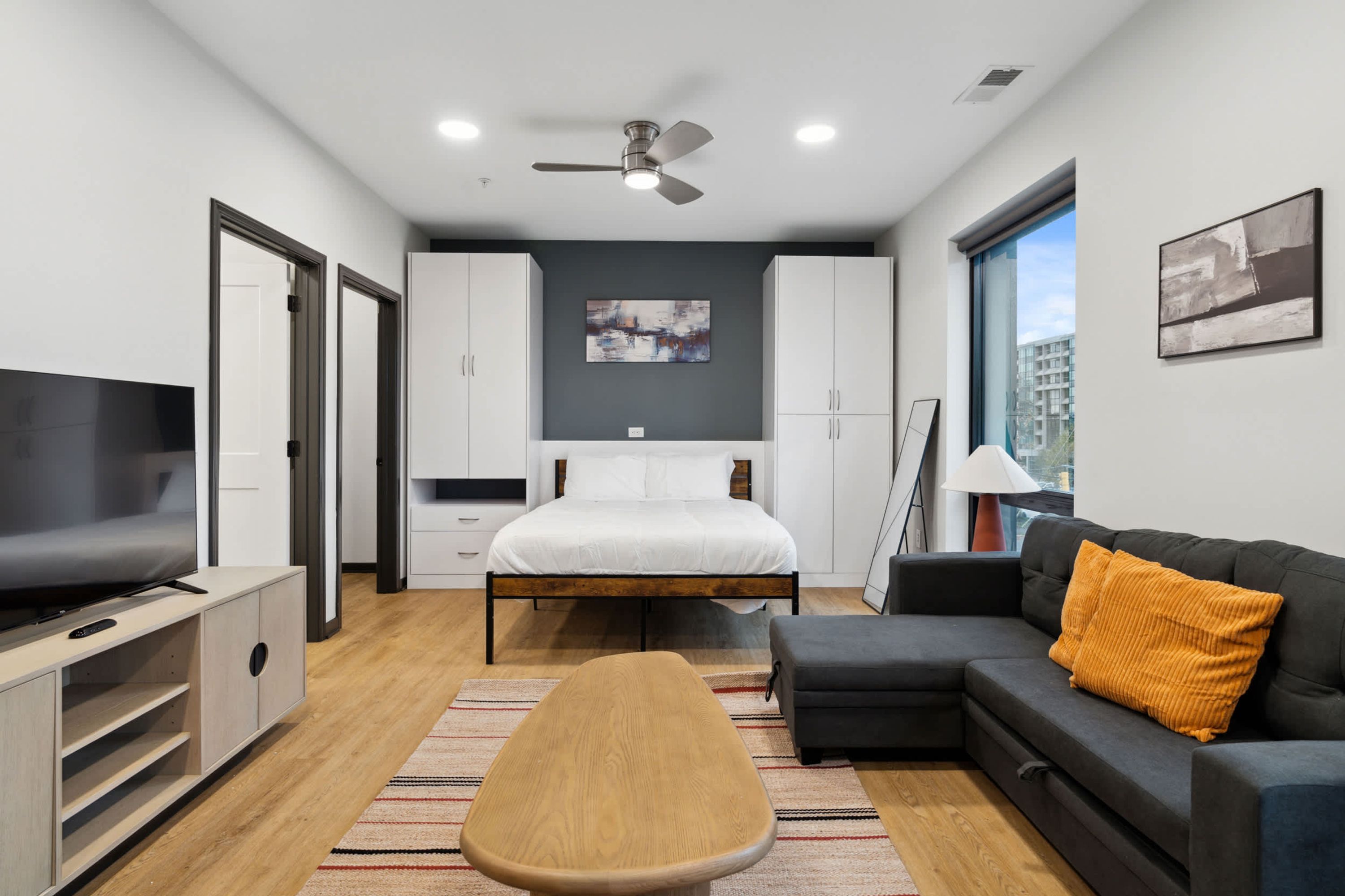 Cozysuites Mass W  Parking  Lounge   Roof Deck  25 - インディアナポリス, IN