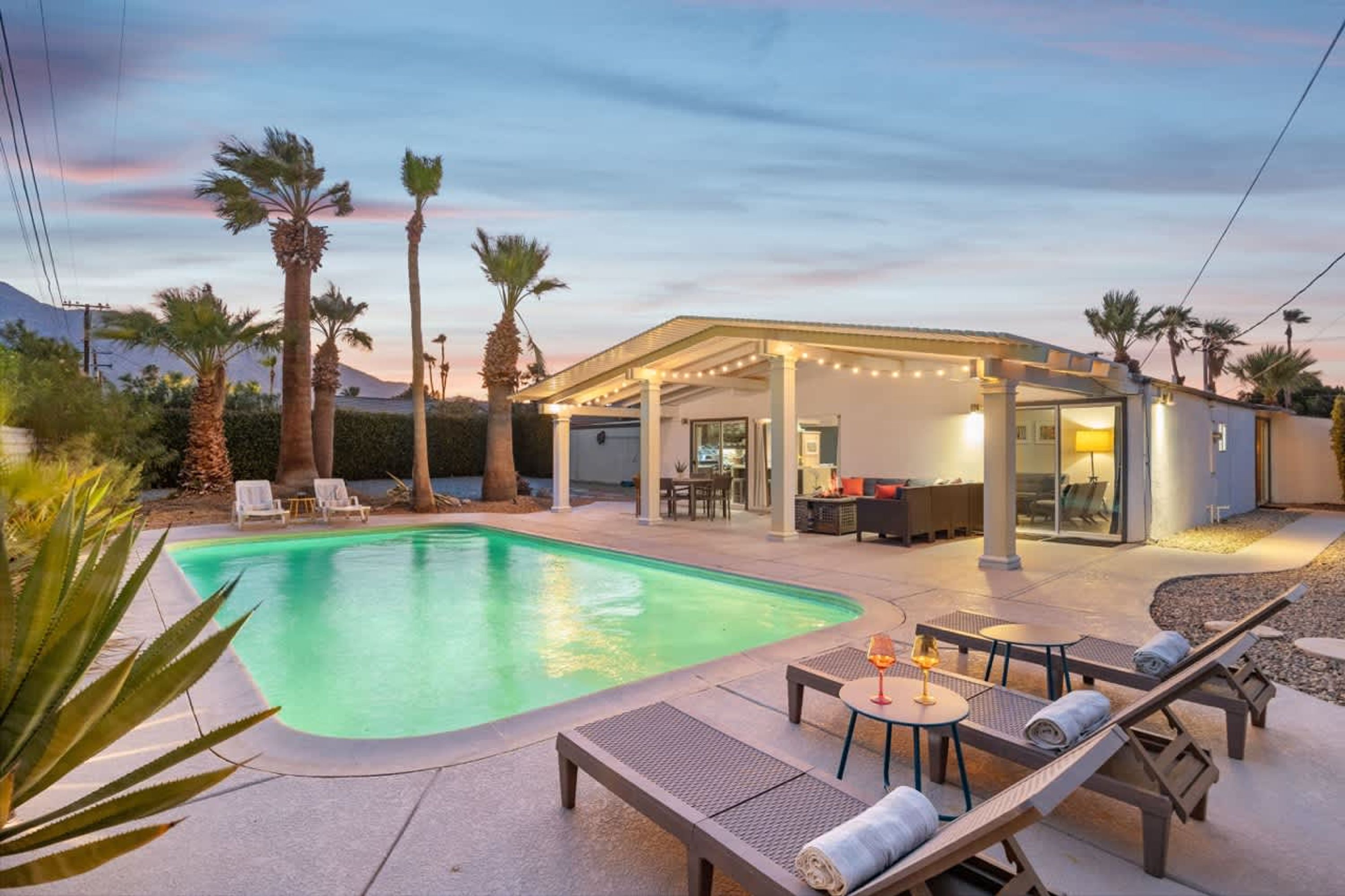 Club 915 Getaway- Pool Bbq And Pet Friendly - Palm Springs, CA