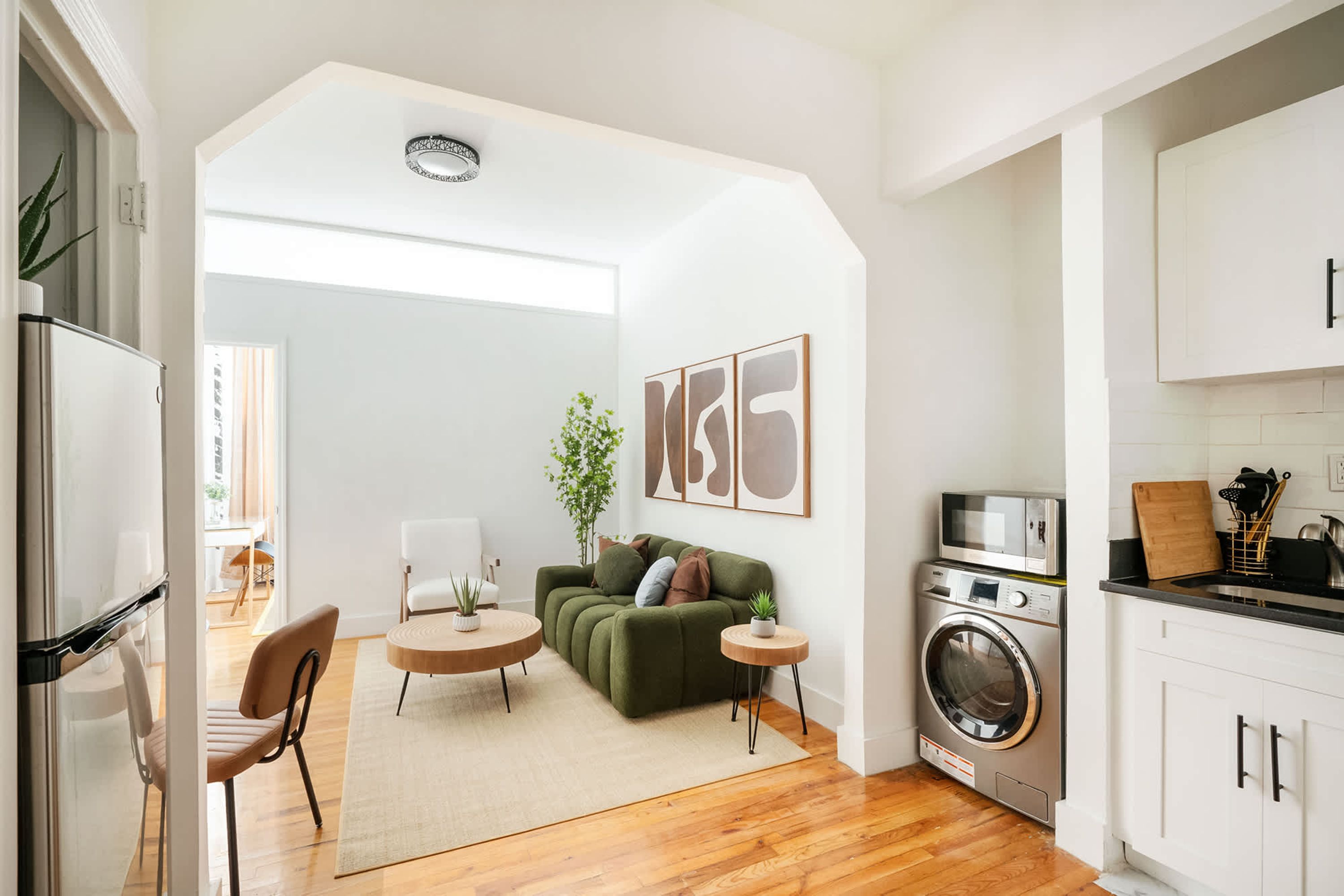 444-1a Beautiful 1br Midtown West - Queens, NY