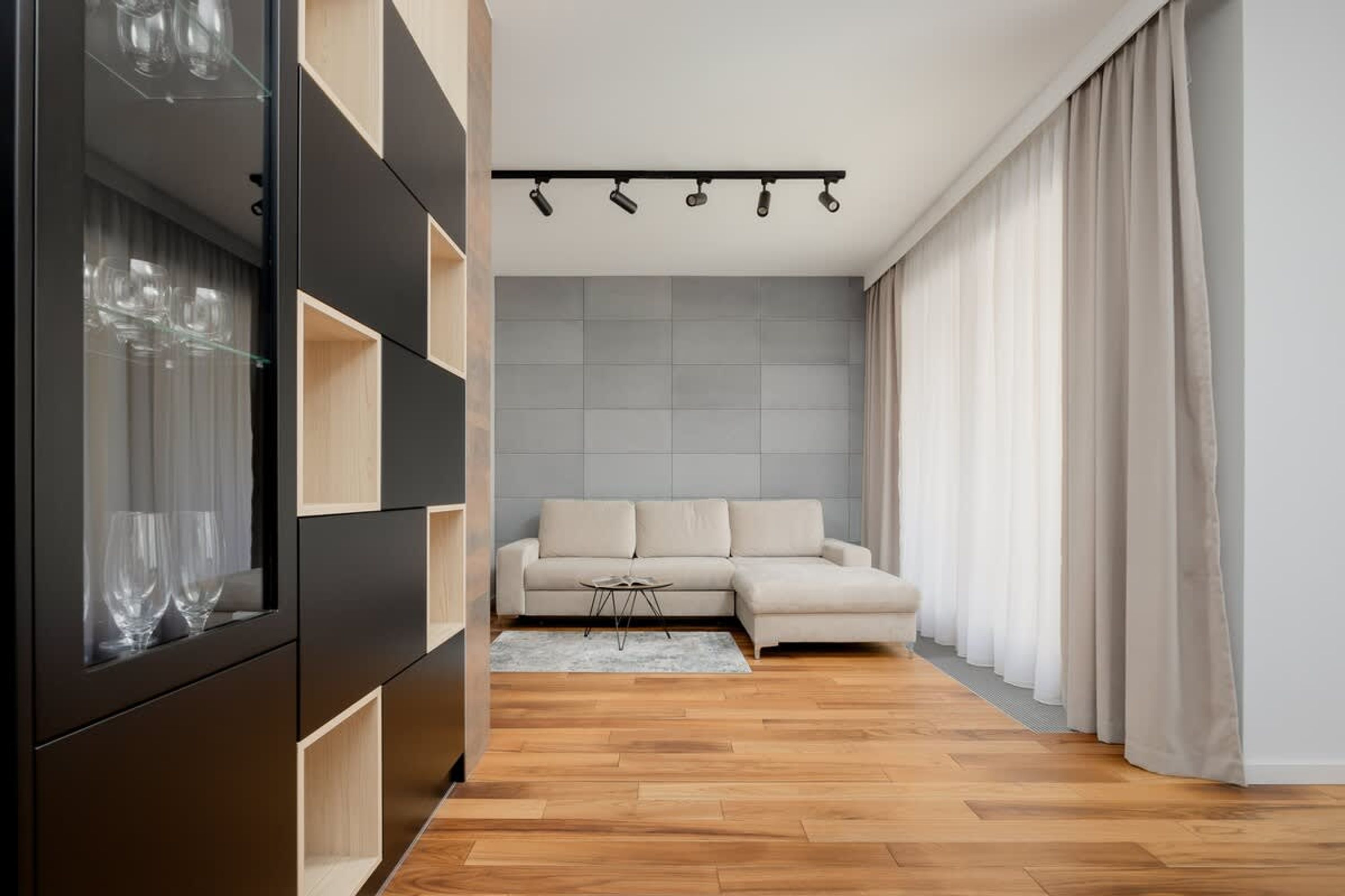 Kolejowa 43   Fashionable Apartment   Parking - Warsaw