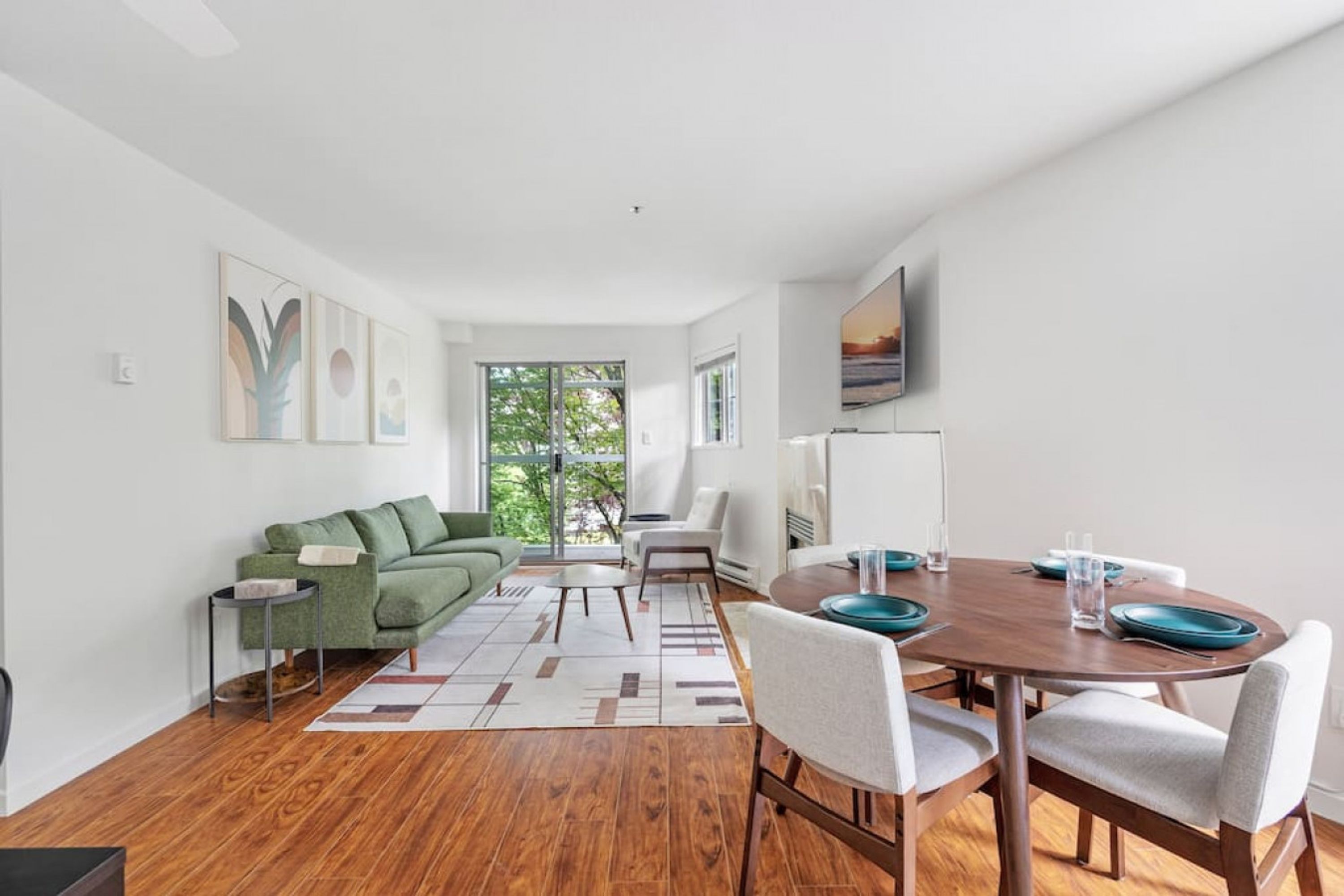 Spruce Suites Two In Vancouver - Vancouver