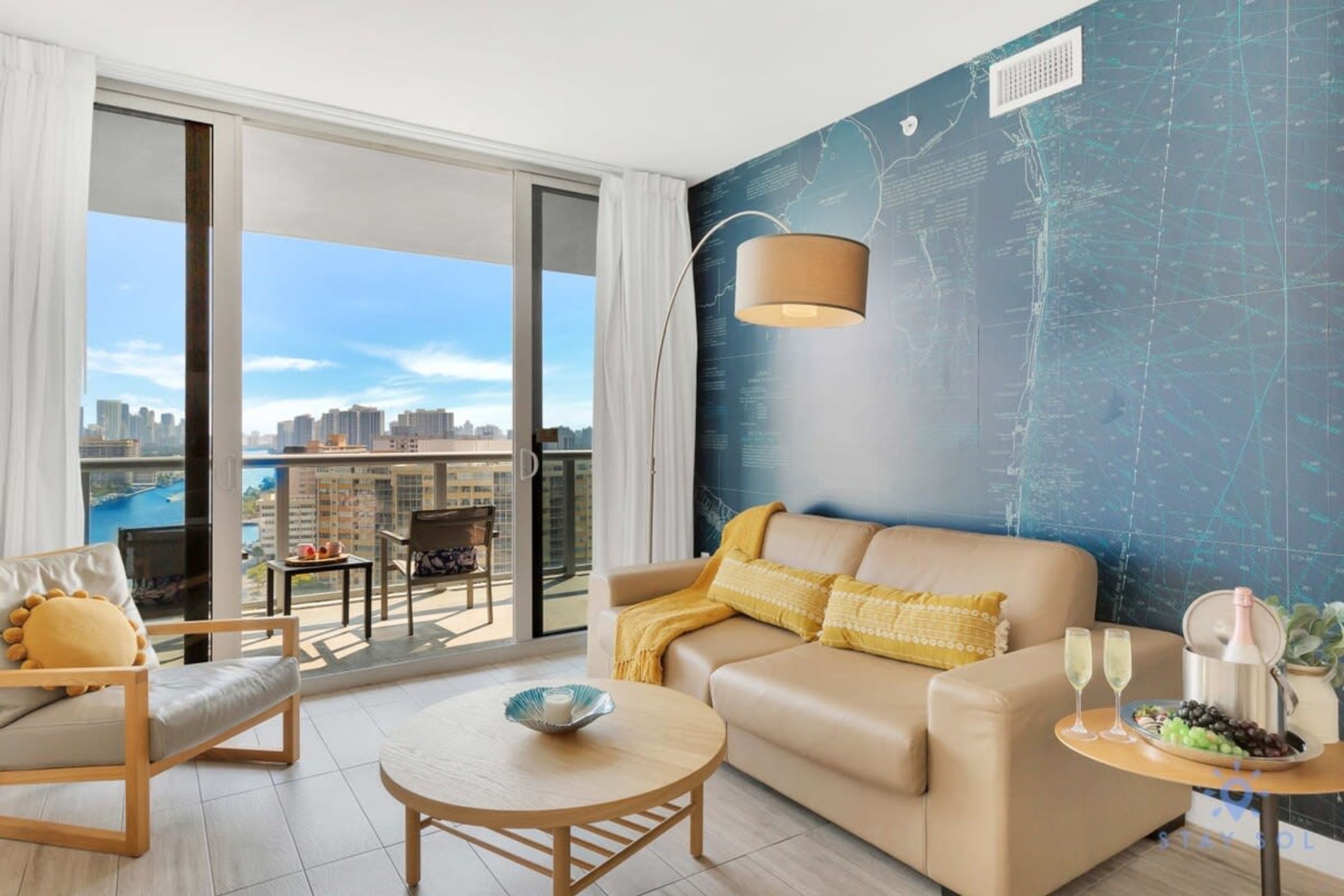 Stylish Apartment  2bd 2bth - 데이비