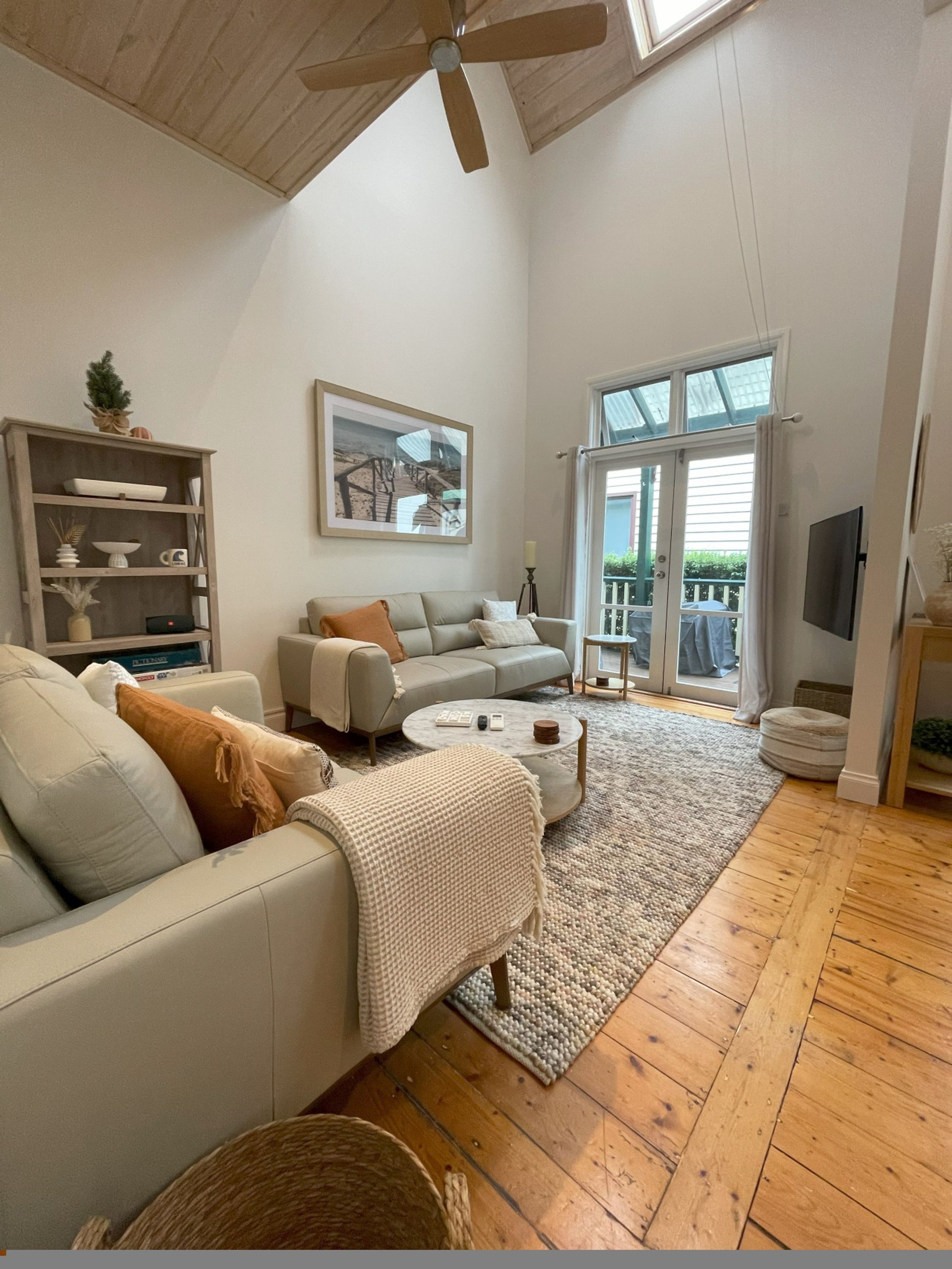 Central Lorne Retreat: Quality Home Near Beach & Town - Lorne