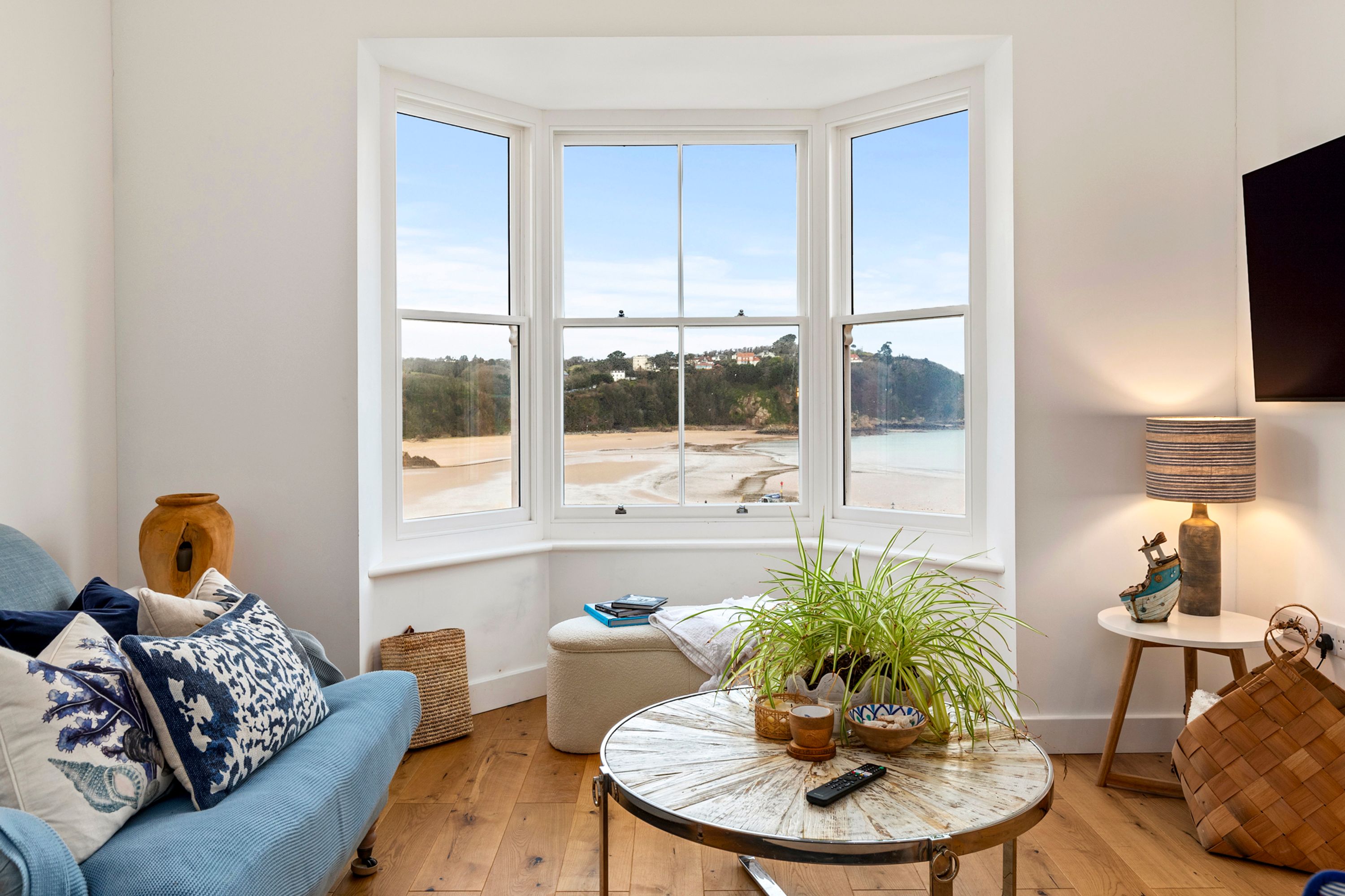 Ultra Marine - Large Roof Terrace, Sea Views - Tenby