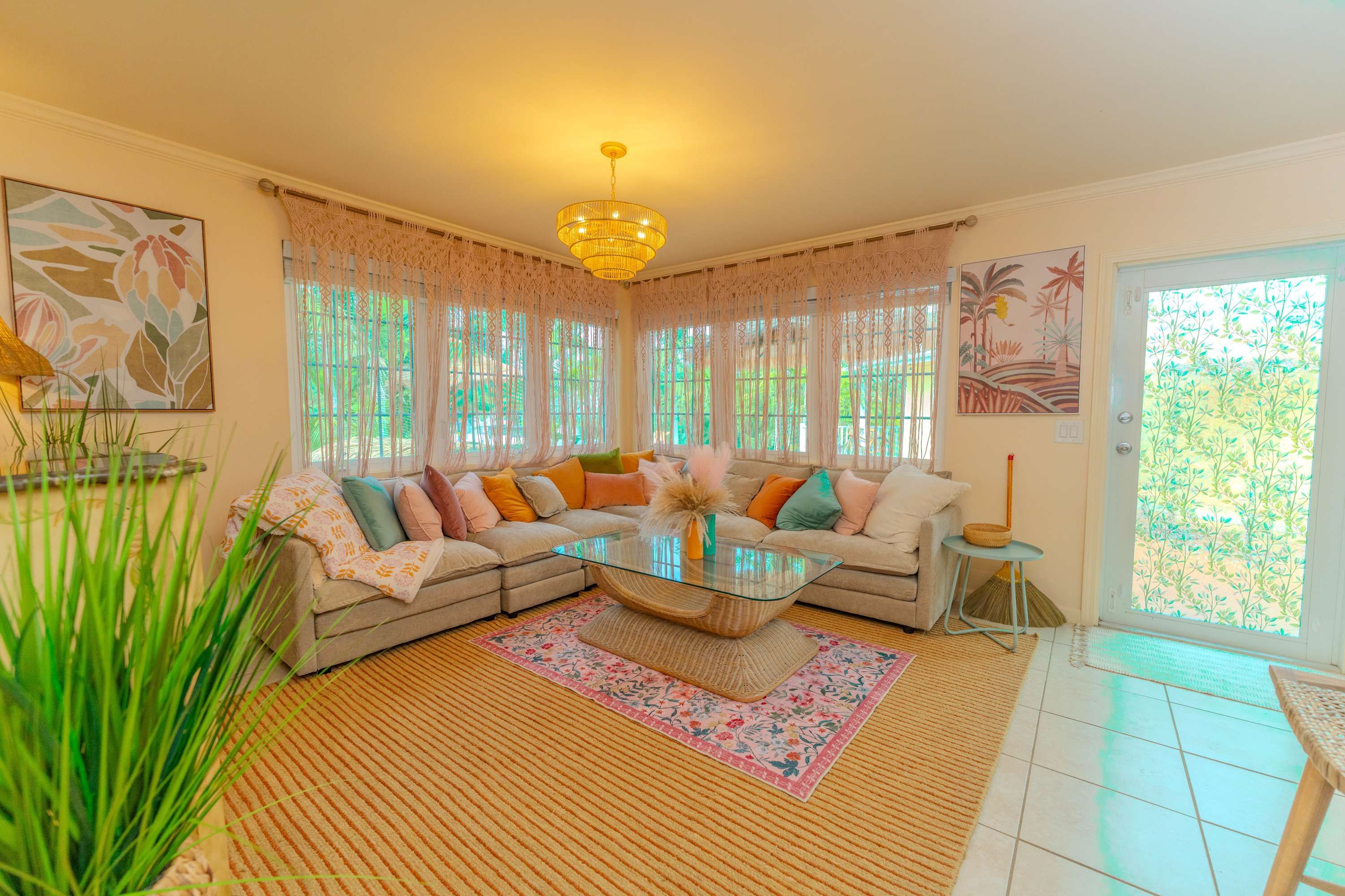 Brand New Coral Reef Suite Located In Paradise Island Estate - Fort Myers, FL