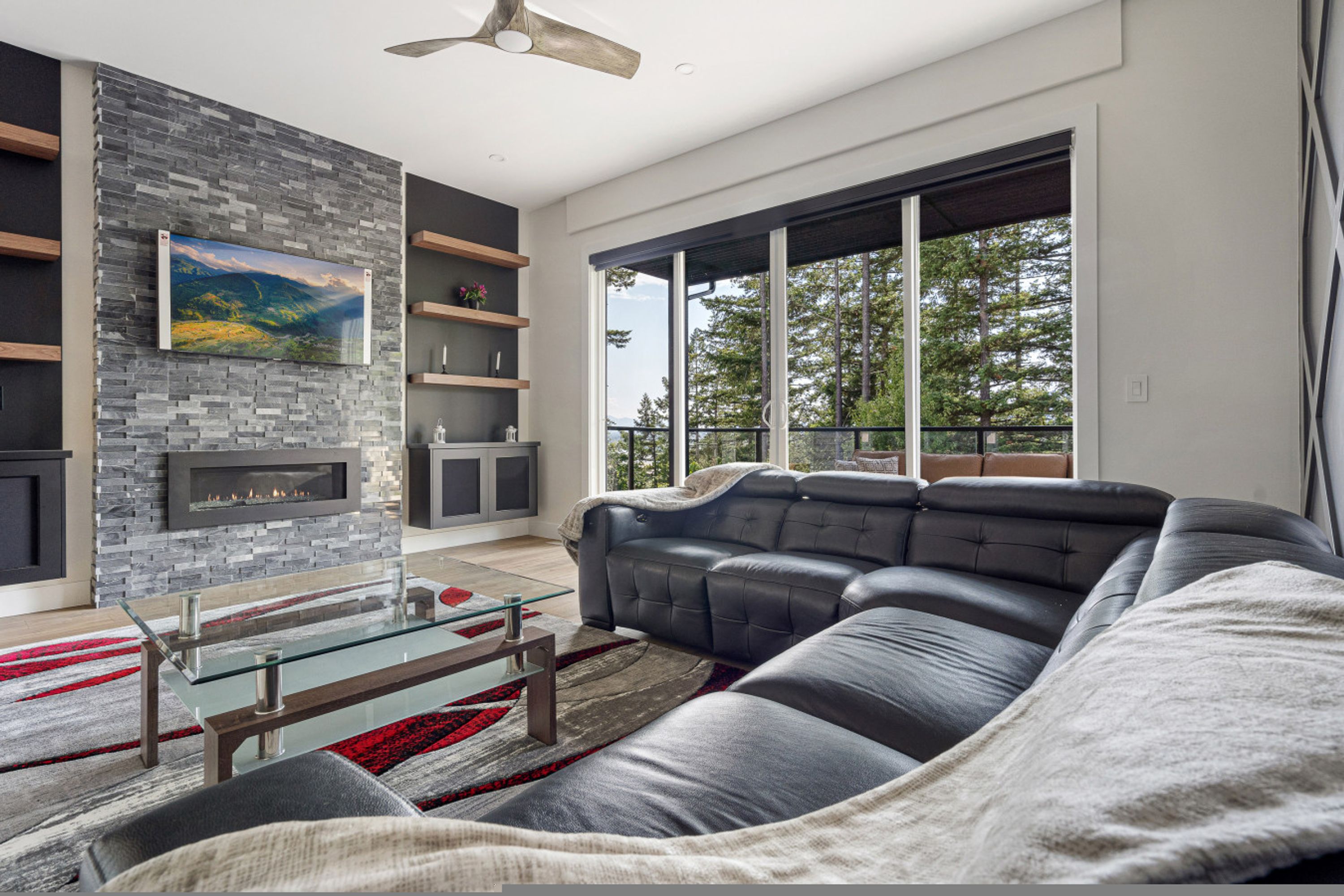Chic Retreat In Agassiz - Chilliwack