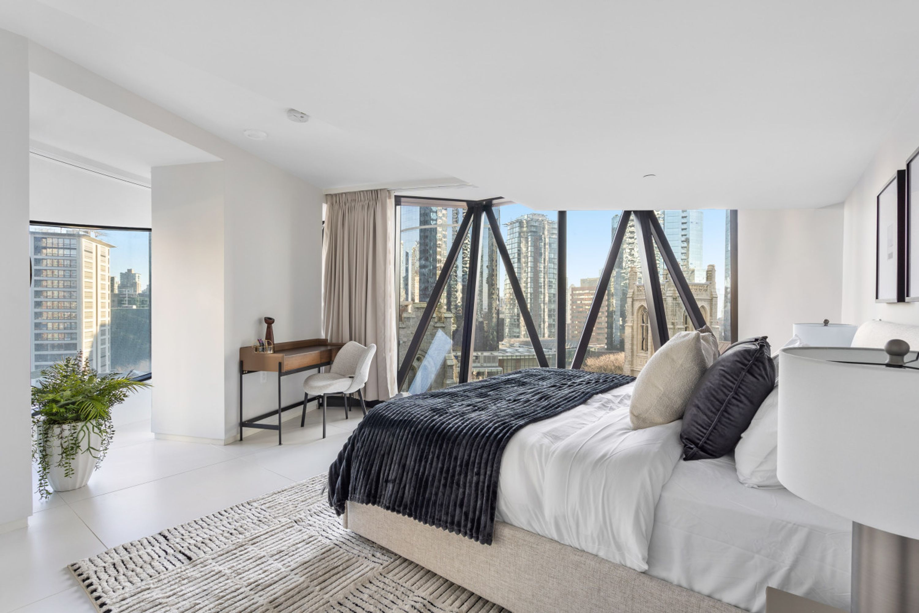 Elegant New Suite W/ Views - Vancouver Island