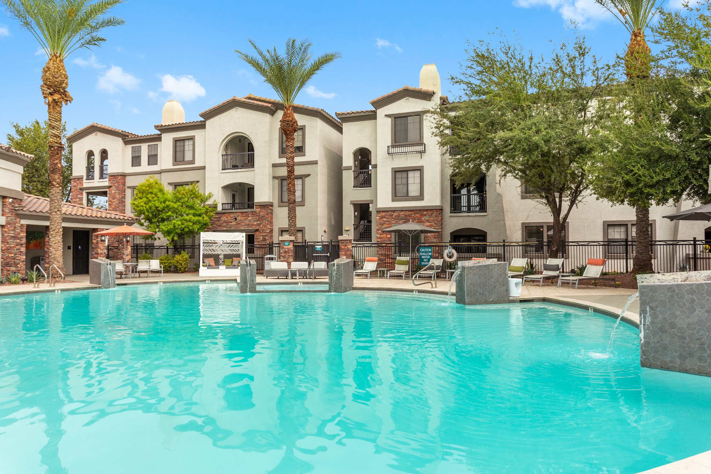 Cozysuites Glendale By The Stadium With Pool  31 - Peoria, AZ