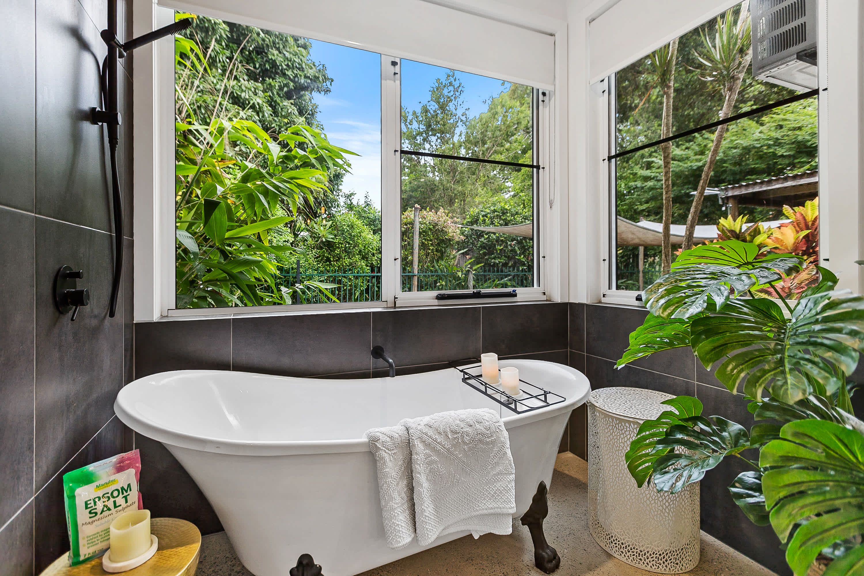 Hideout Machans -Pool  Bbq  Beach And Pet Friendly - Cairns
